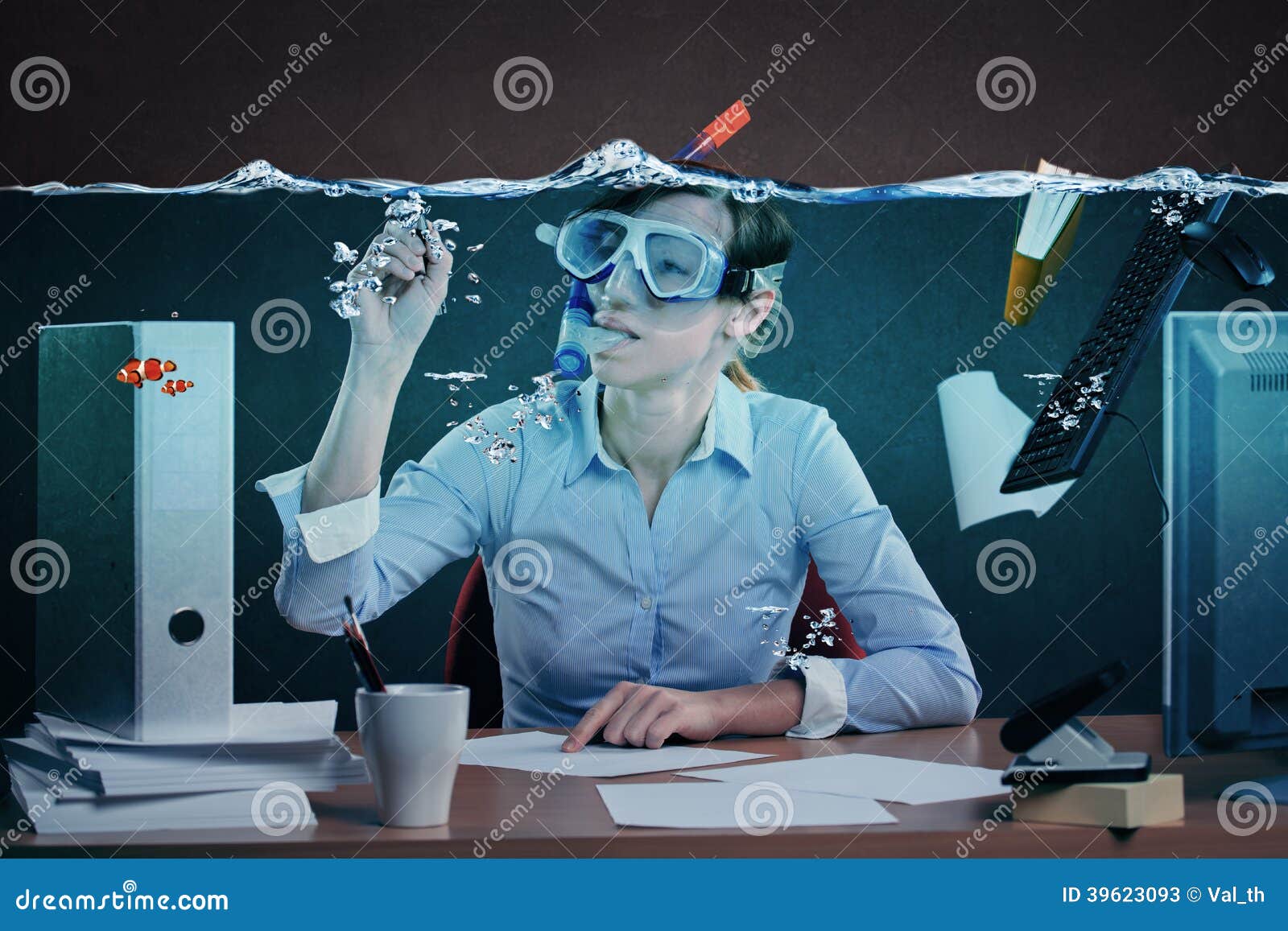 Noyade dans le travail image stock. Image du personne - 39623093