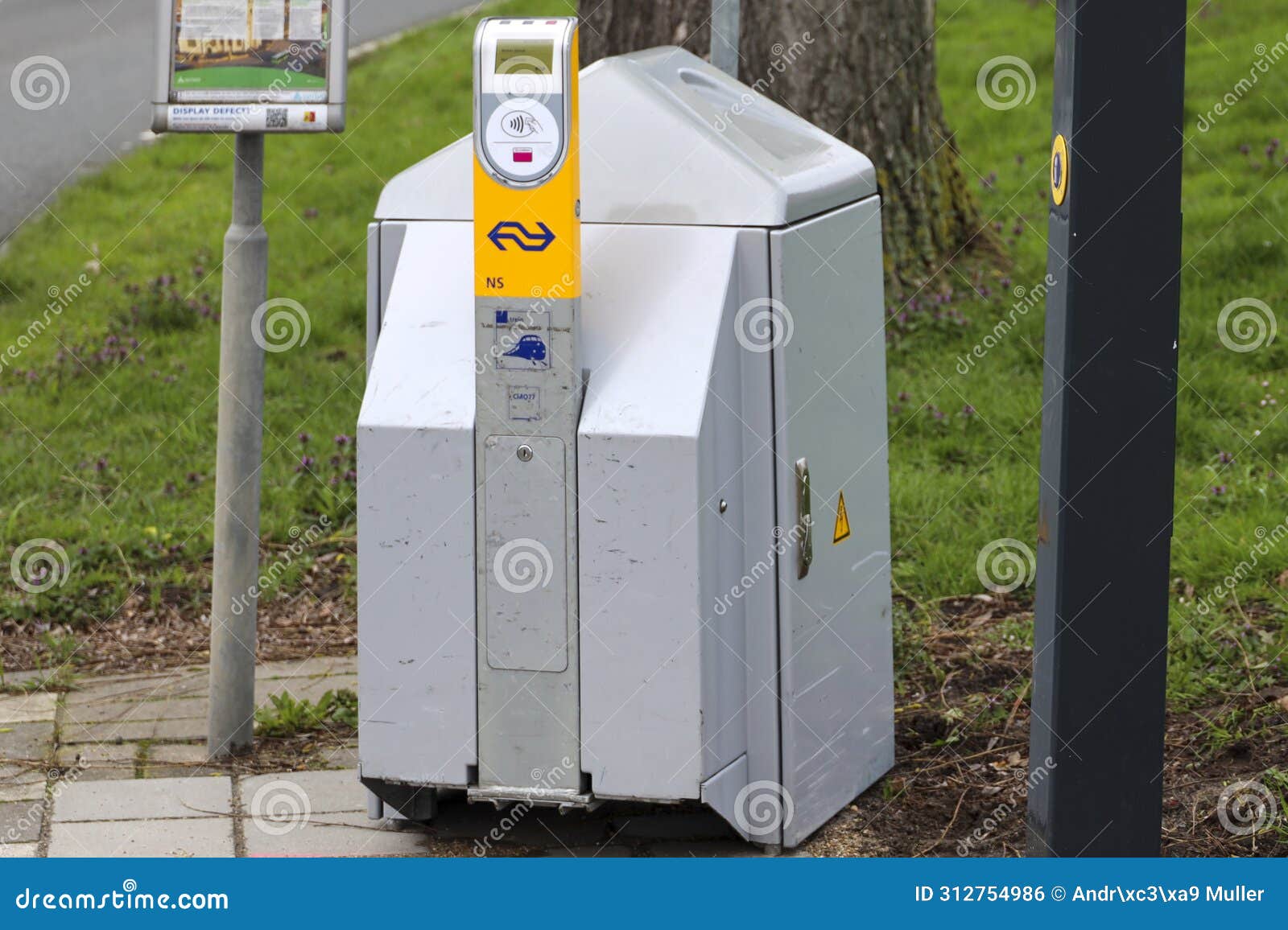 NS Mobile Check-in Posts for Temporary Transport with Buses instead of ...