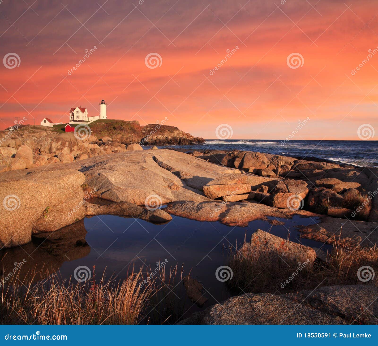 Nubble Light Sunset stock image. Image of atlantic, rocky - 18550591