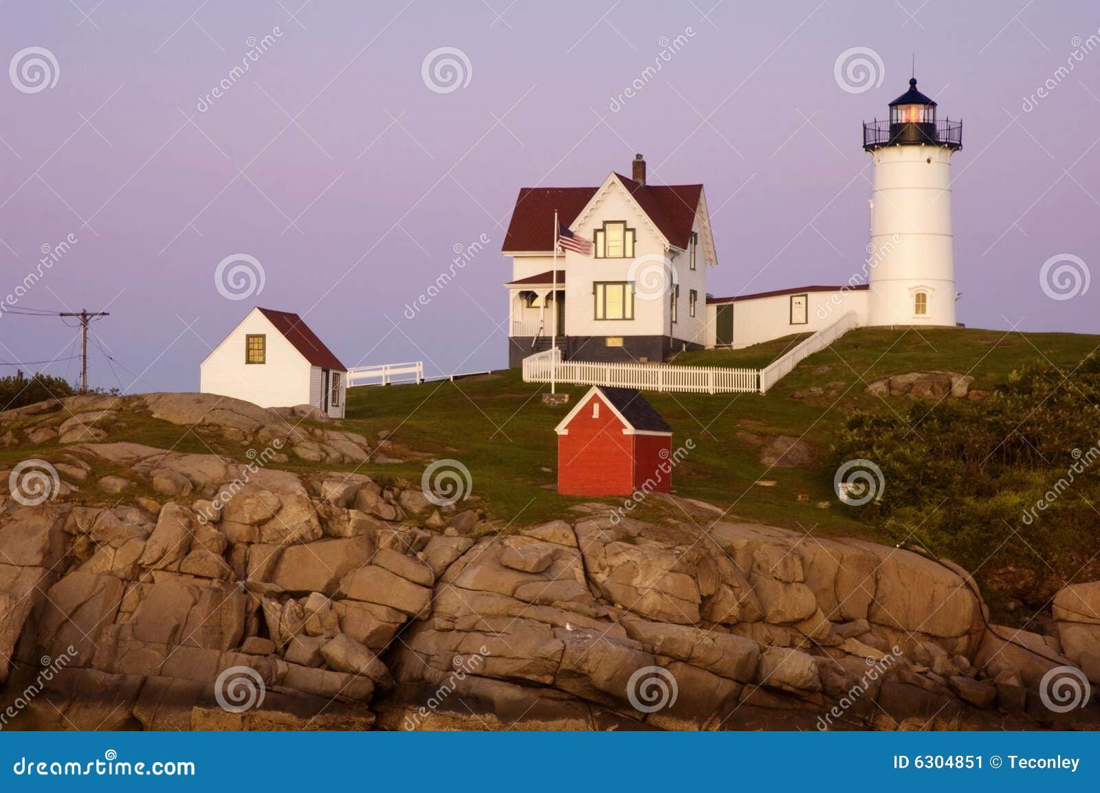 Nubble Lighthouse at Dusk stock image. Image of landmark - 6304851