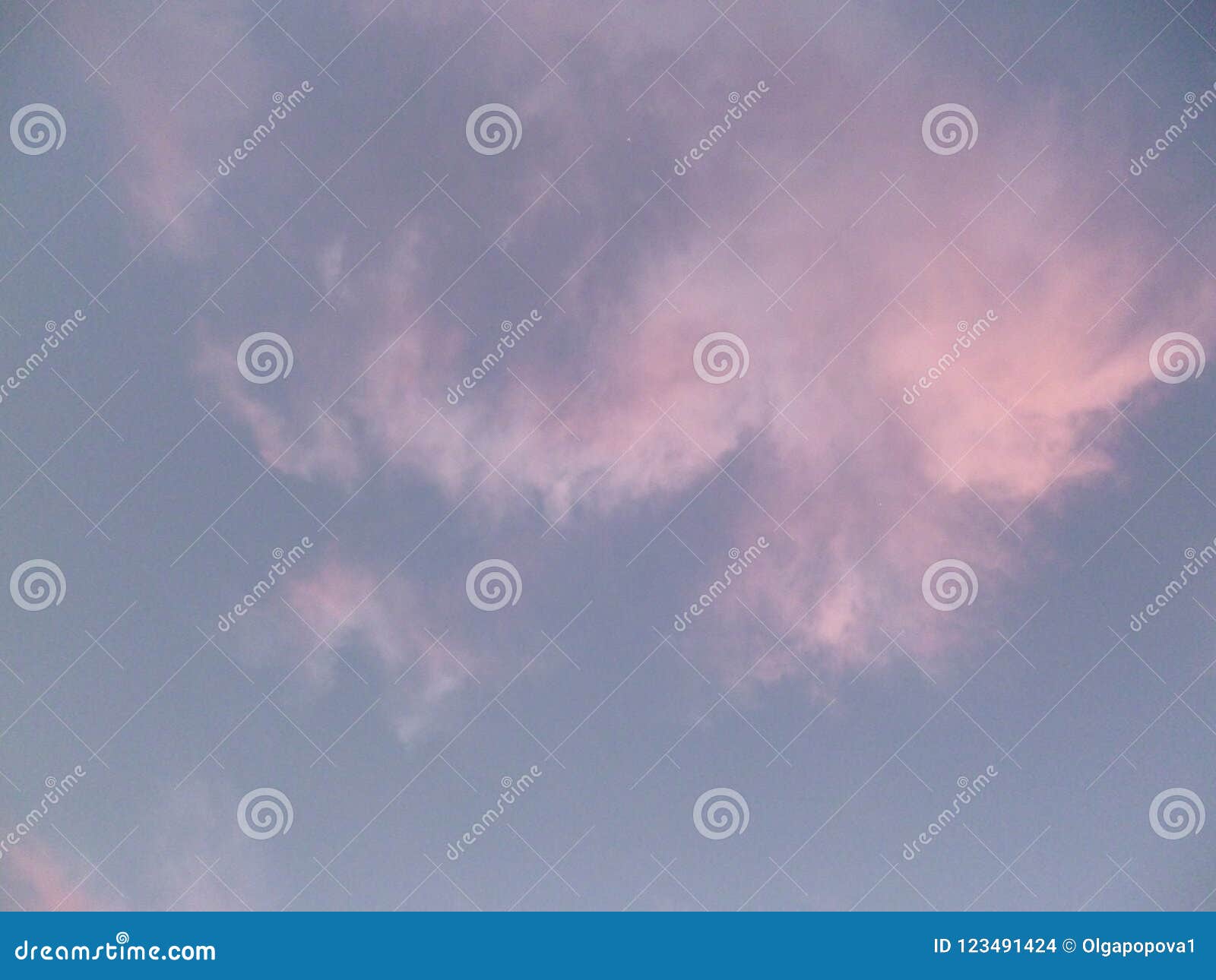 Nubes Rosadas Hermosas Fondo Foto de archivo - Imagen de cubo, rosa ...