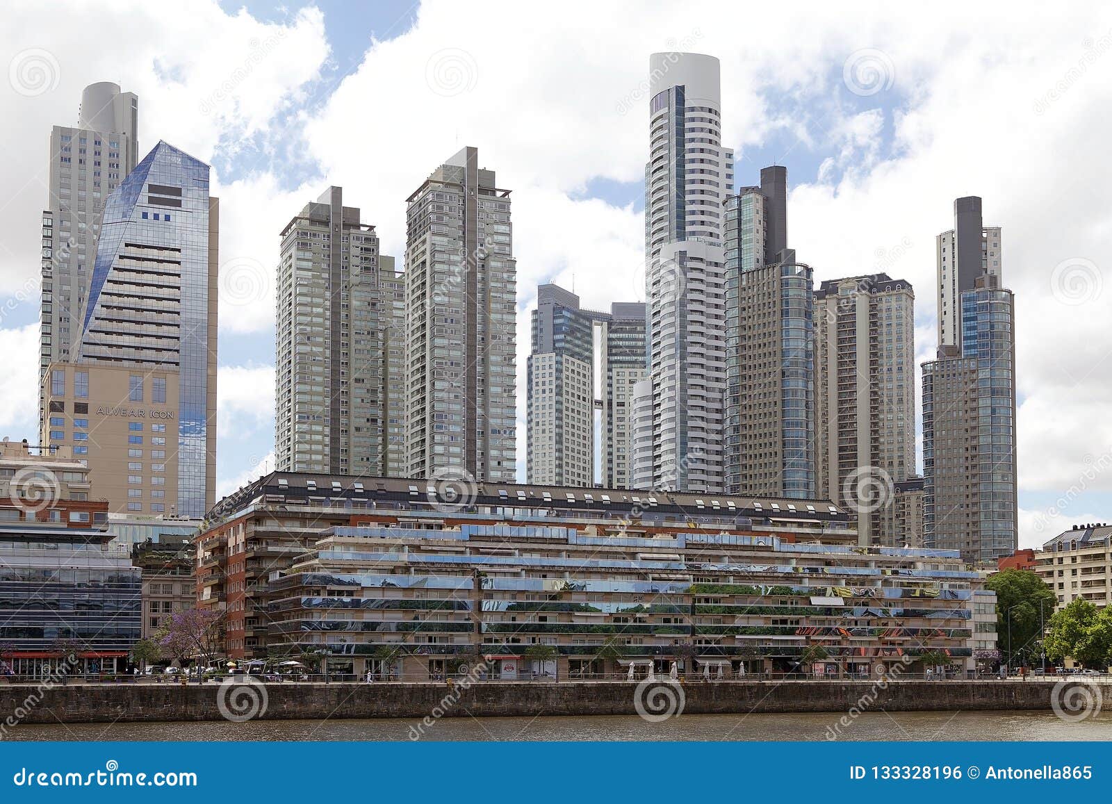 Nuevos Edificios En Puerto Madero En Buenos Aires, La Argentina Foto editorial - Imagen de aires ...