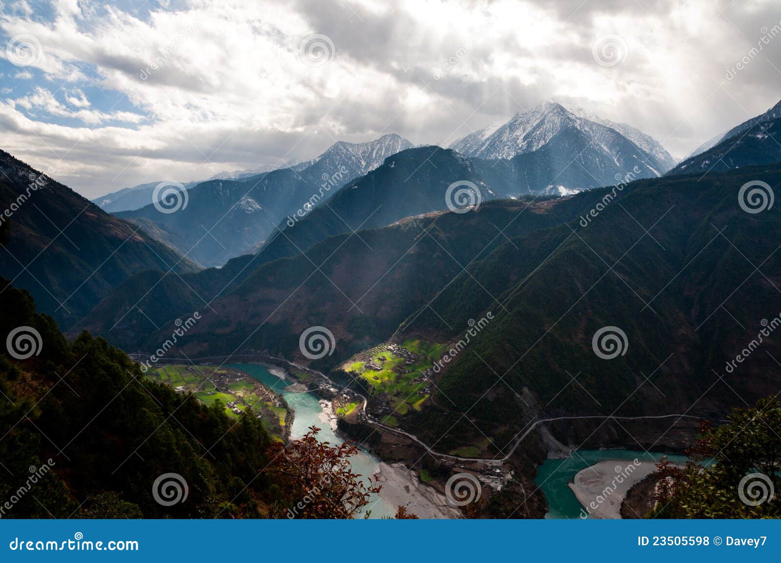 Nujiang Grand Canyon stock photo. Image of china, restful - 23505598