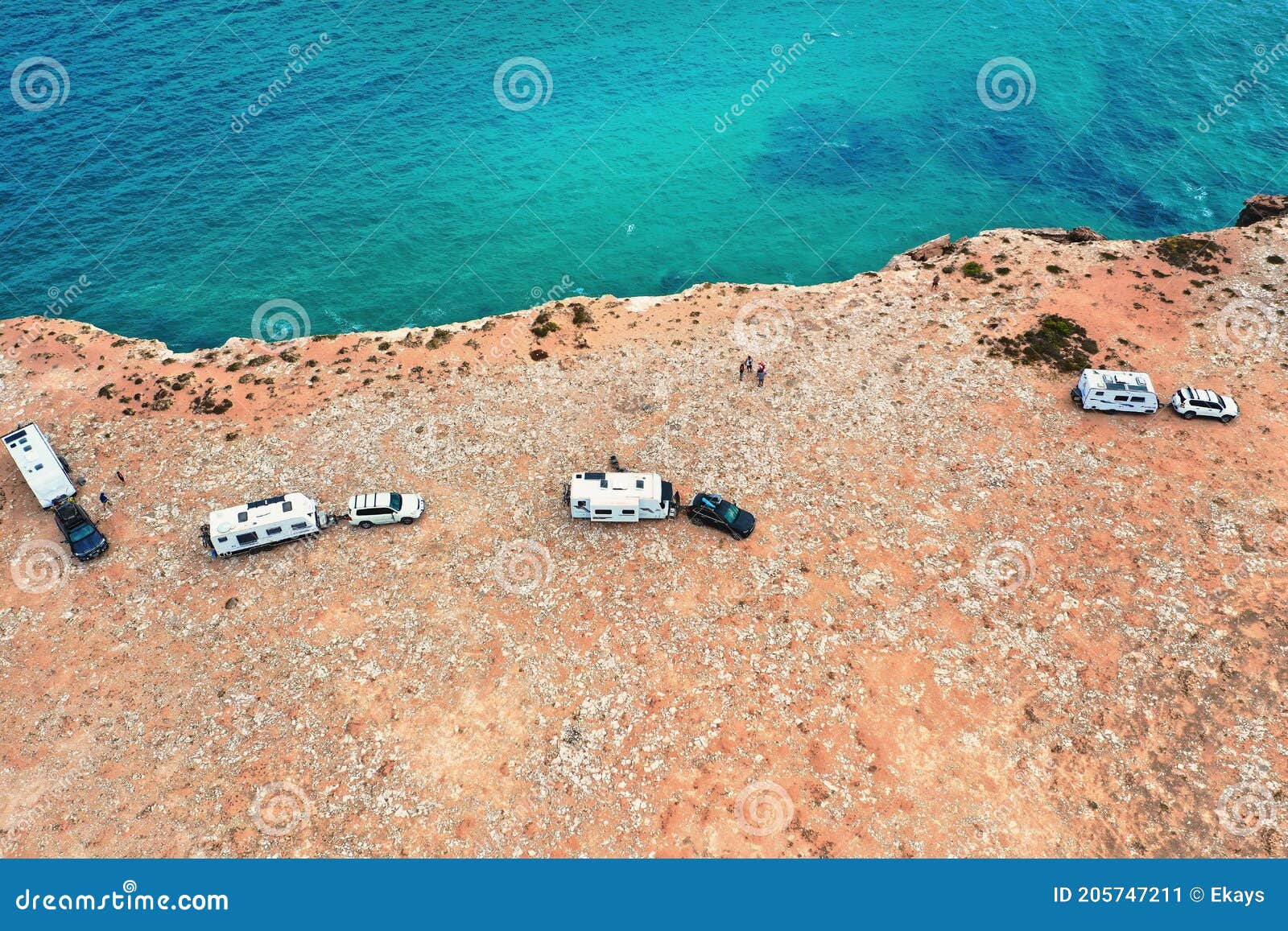 Nullarbor Plains Camping on the Edge with Caravans Stock Image - Image ...