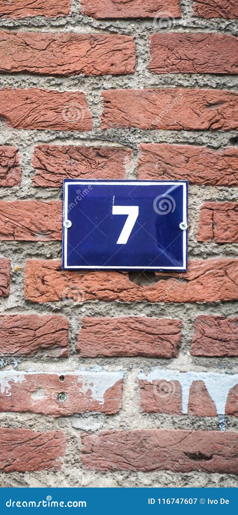 Numéro De Maison Trente-sept 7 Image stock - Image of sept, maison ...
