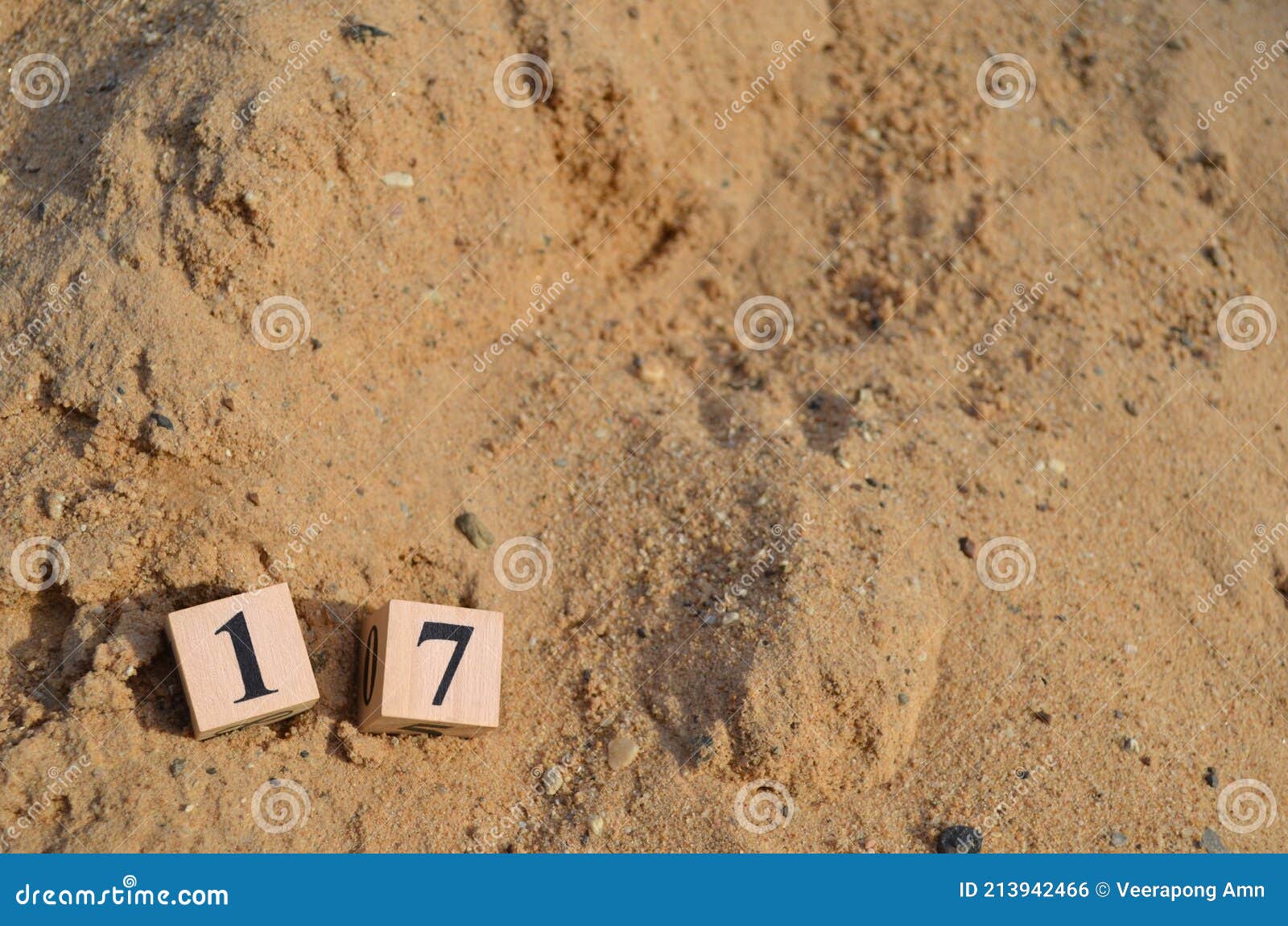 Number 17, Number Cube in Natural Concept2 Stock Photo - Image of ...