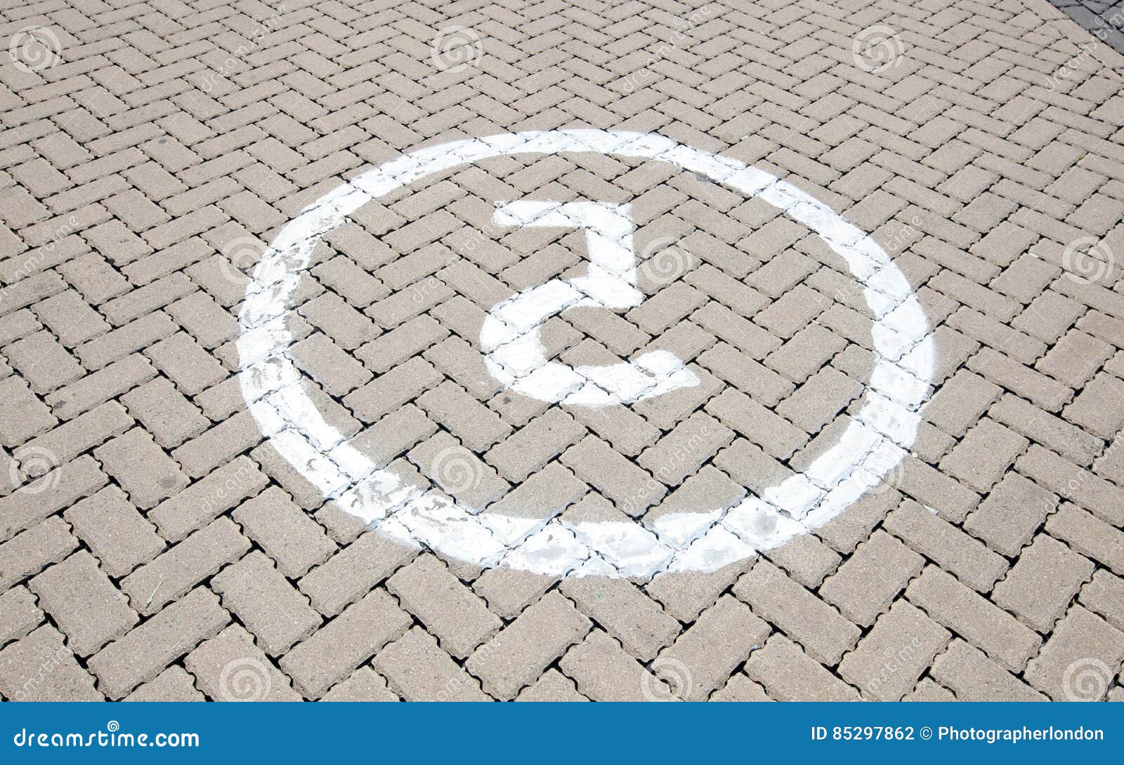 Number 5 on the road stock photo. Image of pavement, circle - 85297862