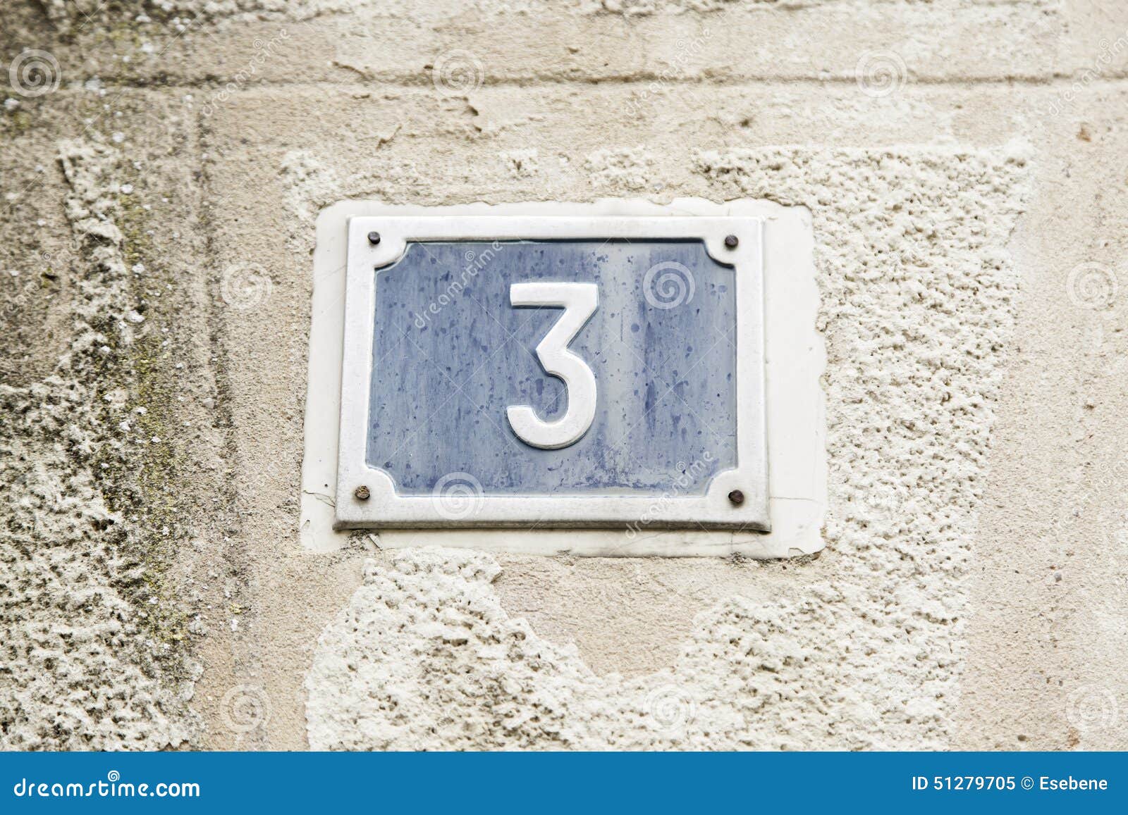 Number Three on the Wall of a House Stock Image - Image of paint, next ...