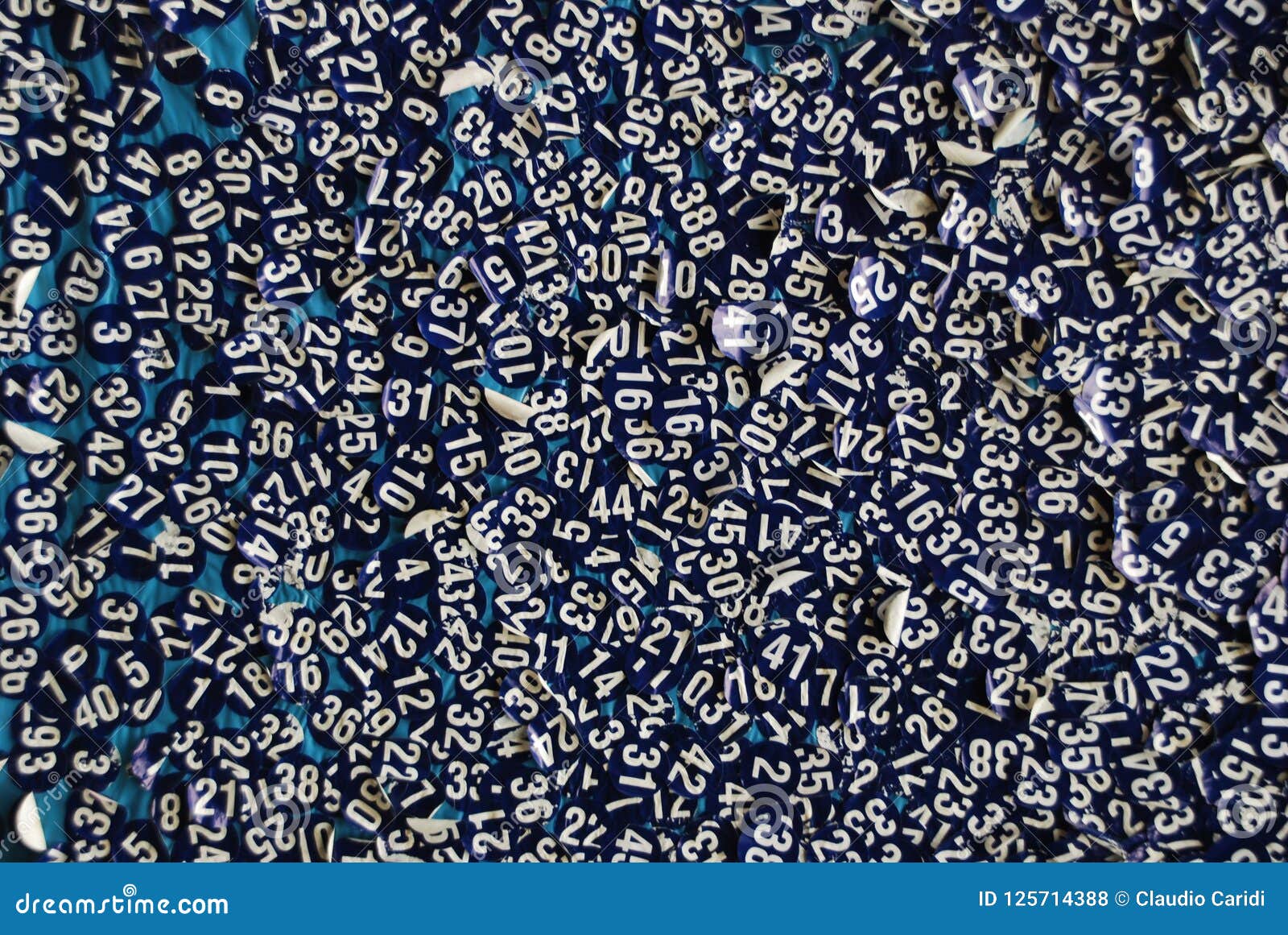 Numera muchos números foto de archivo. Imagen de moderno - 125714388