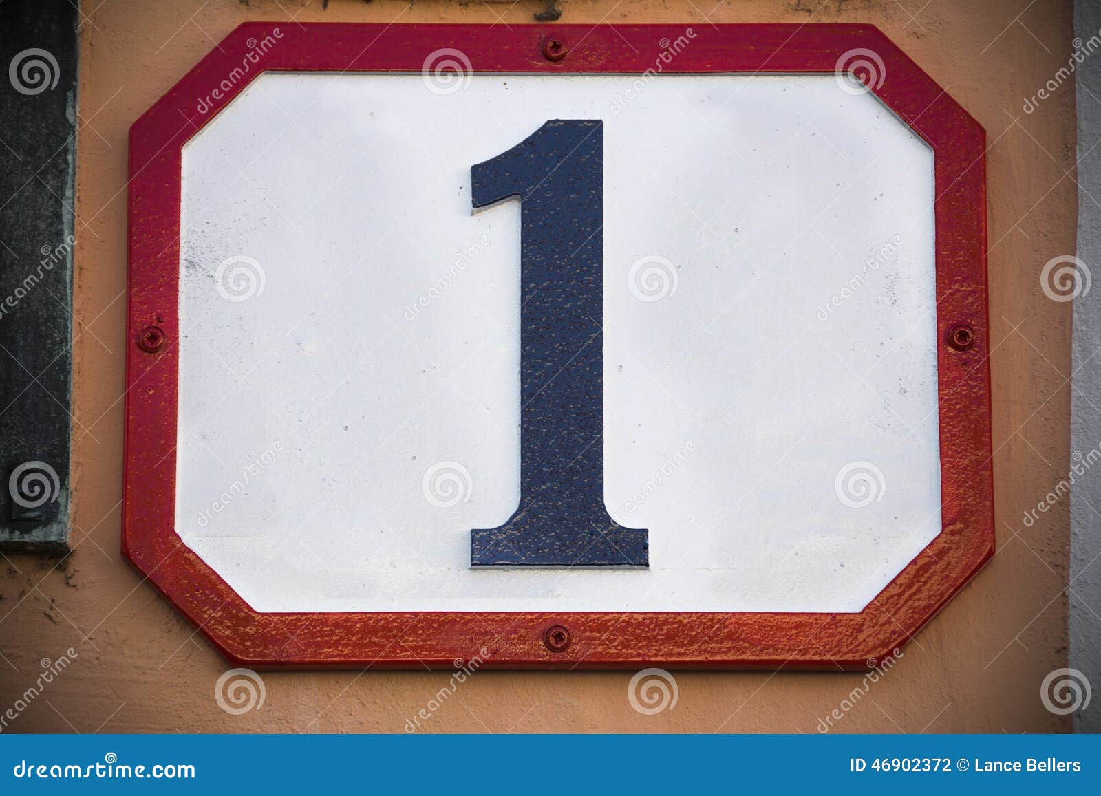 Numero uno… fotografia stock. Immagine di cifra, segno - 46902372