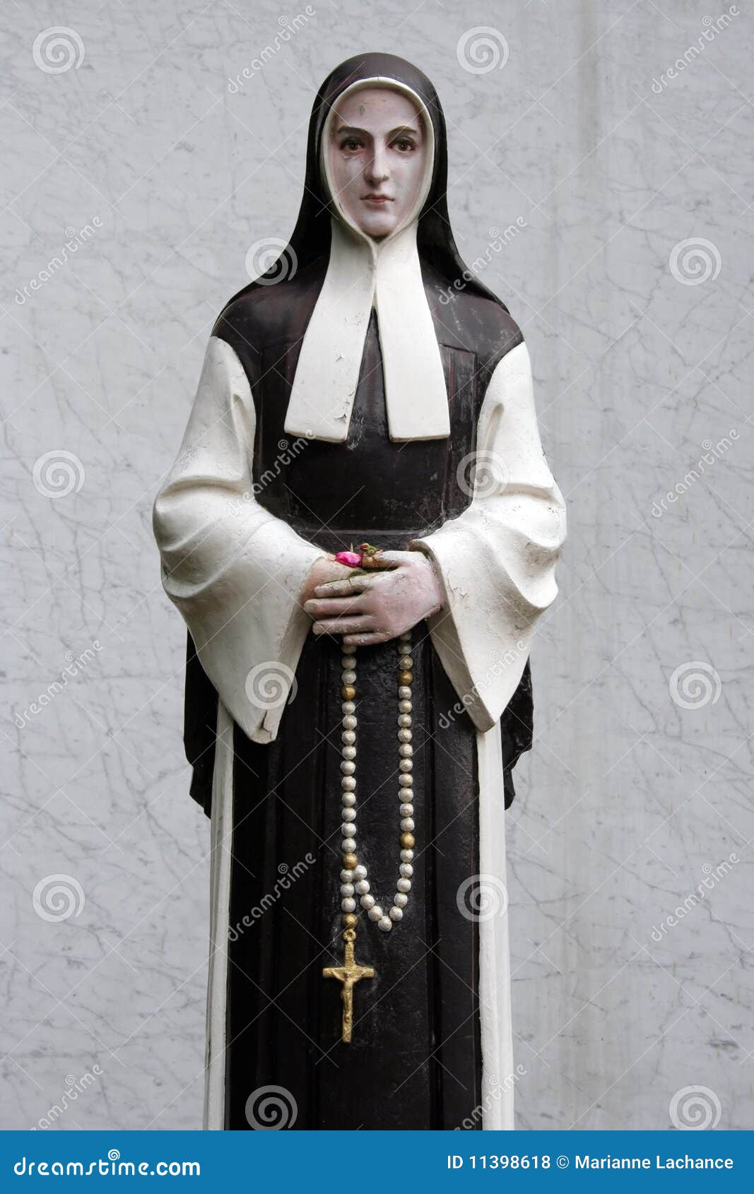 Nun Statue Royalty Free Stock Photos - Image: 11398618