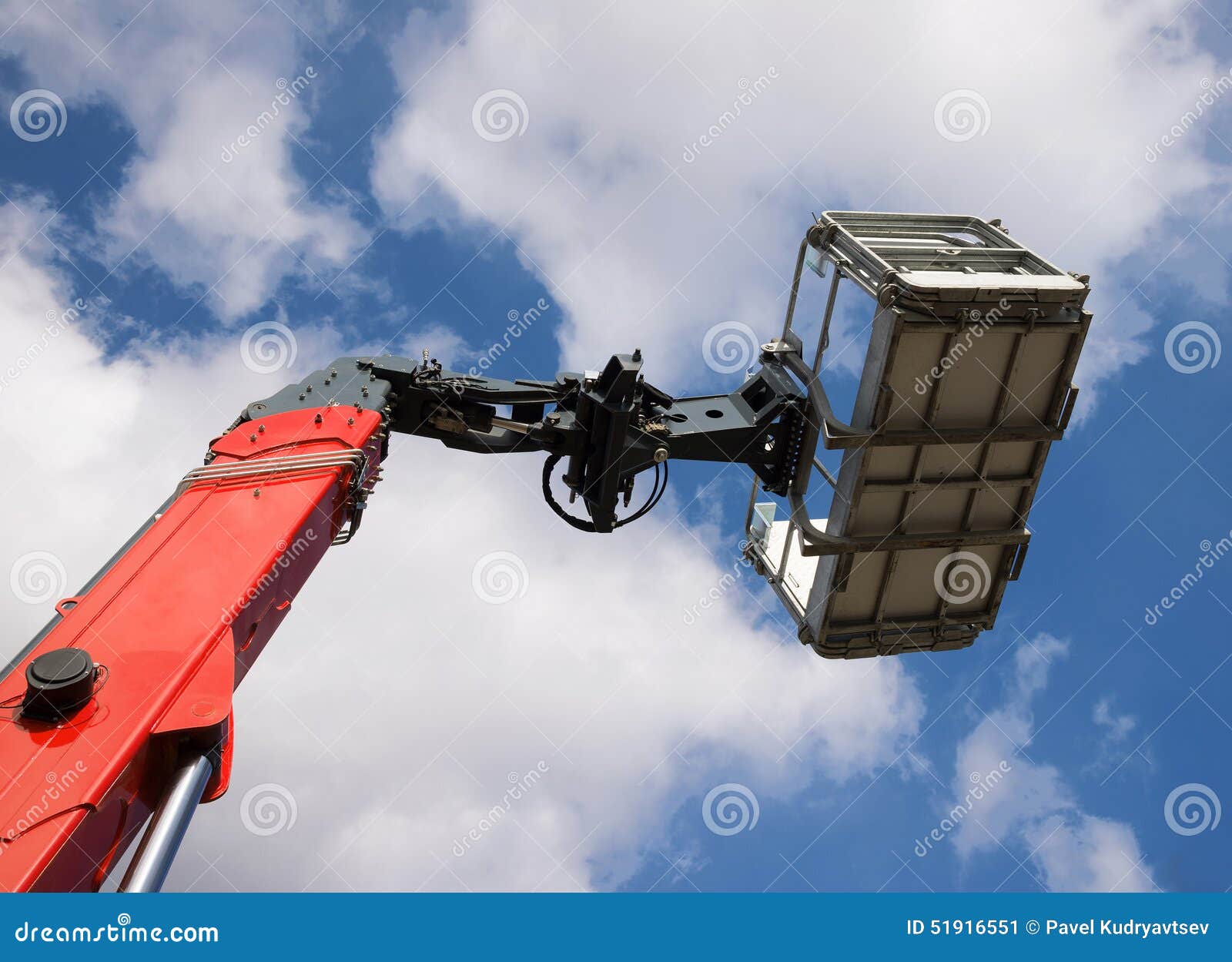 Nuovo Canestro Della Gru Mobile Immagine Stock - Immagine di asta, uomo ...