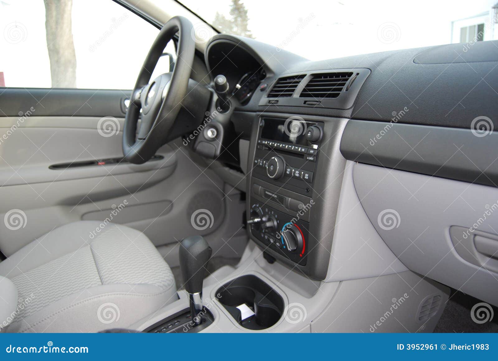 Nuovo Cruscotto Dell'automobile Immagine Stock - Immagine di manopole ...