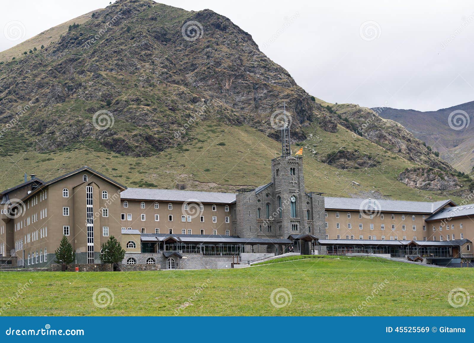 Nuria Valley - Spain stock image. Image of grass, pyrenees - 45525569