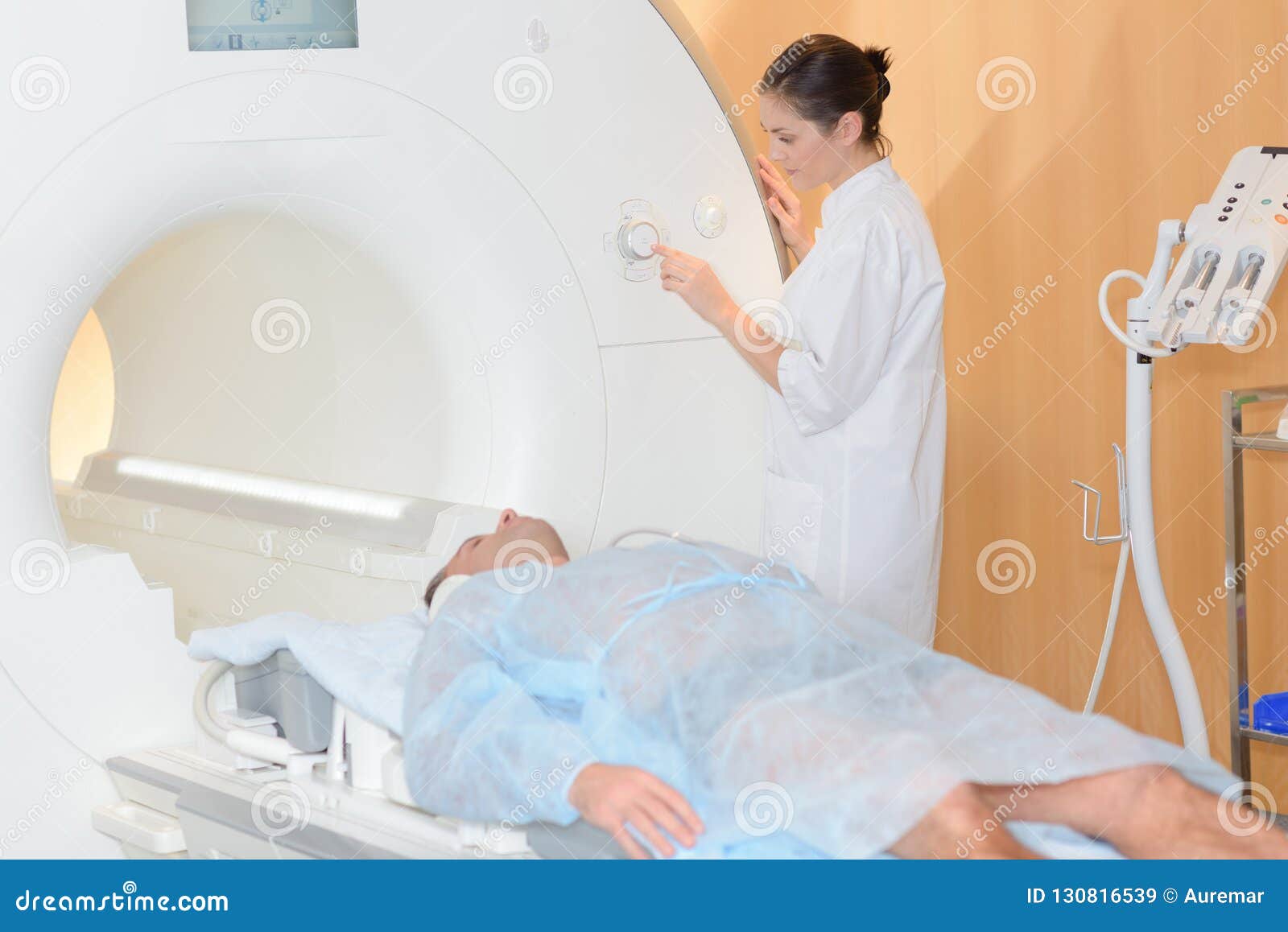 Nurse Activating Mri Scanner Stock Image - Image of medical, laboratory ...