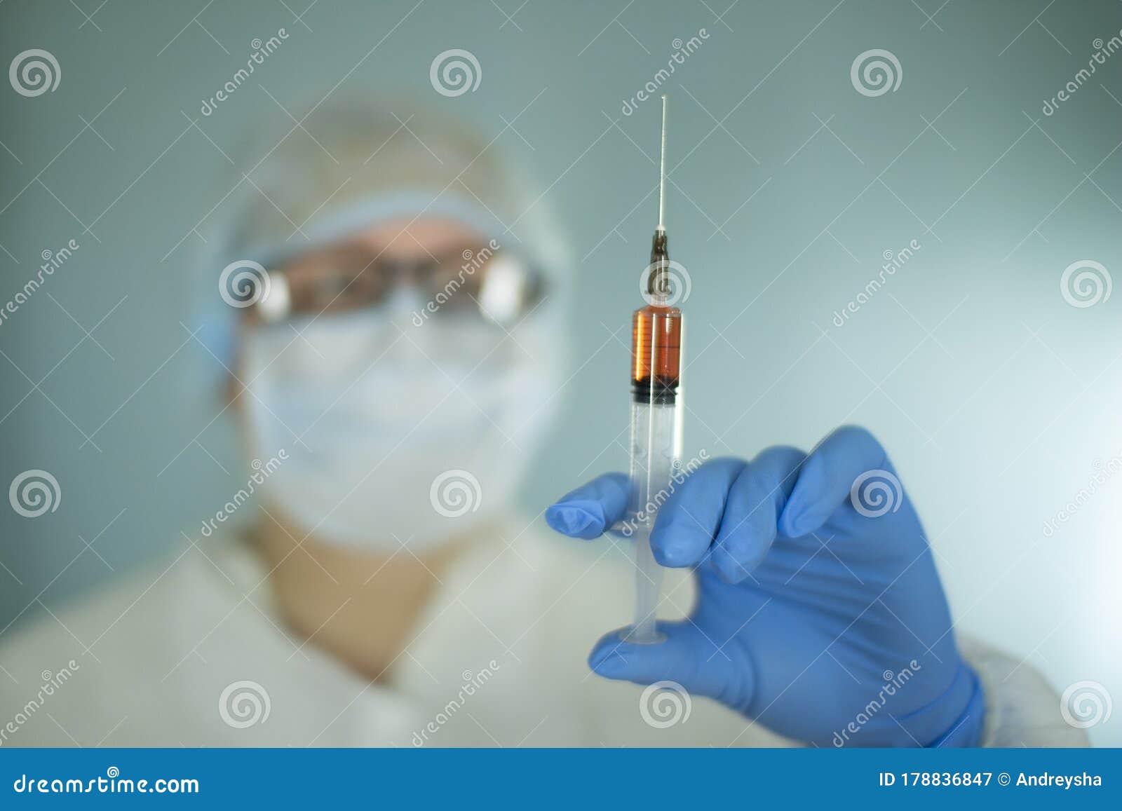 Nurse in the Lab with a Syringe, Blood Test for Coronavirus. Stock ...