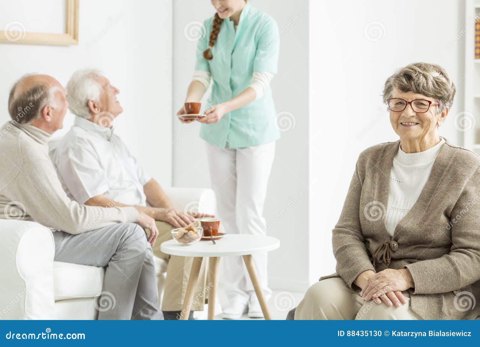 Nurse serving tea stock photo. Image of retirement, carer - 88435130