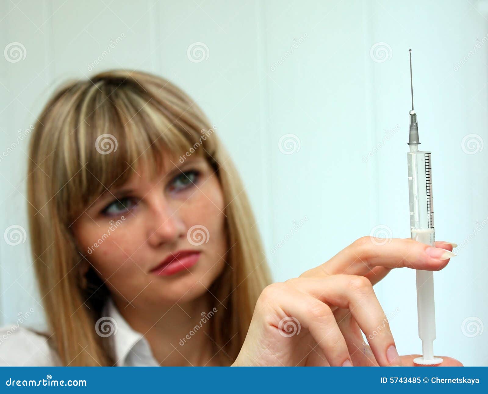 Nurse with syringe stock image. Image of blonde, lady - 5743485