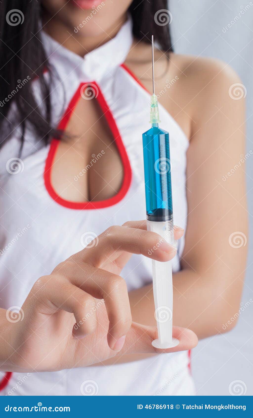 Nurse With Syringe For An Injection Stock Photo - Image: 46786918 Nurse With Syringe For An Injection Stock Photo - Image: 46786918