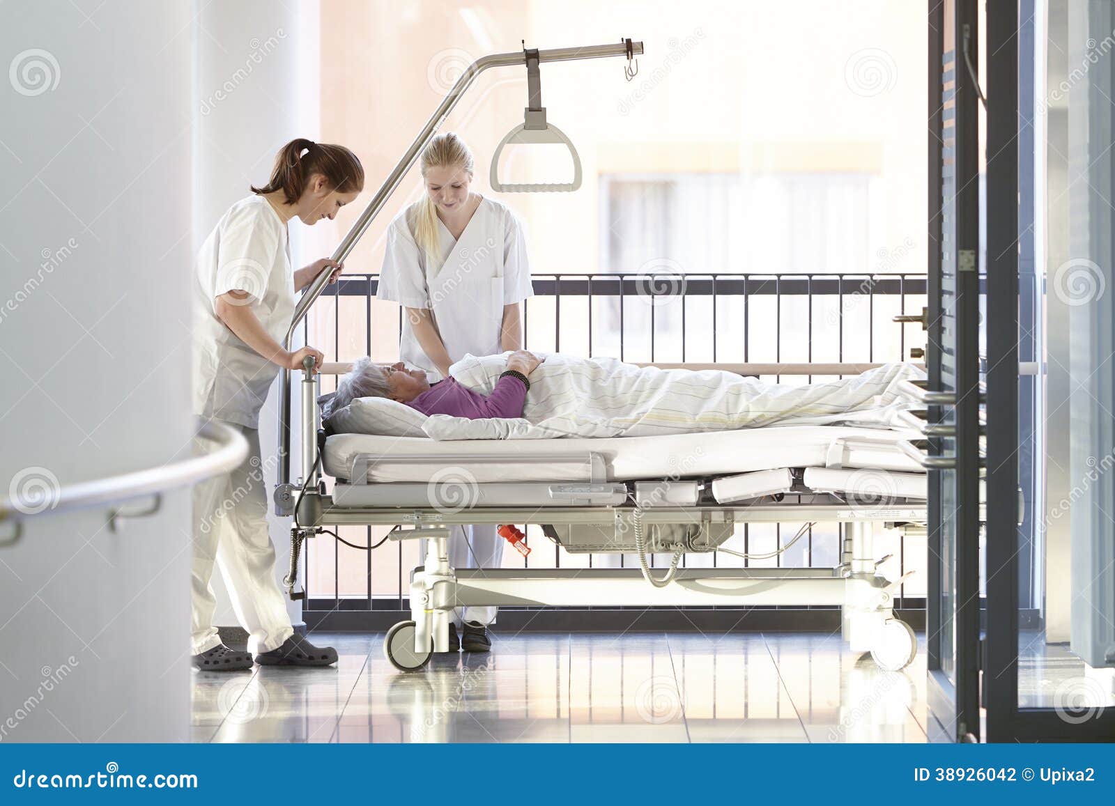 Nurses Patient Hospital Bed Stock Photo - Image of door, side: 38926042