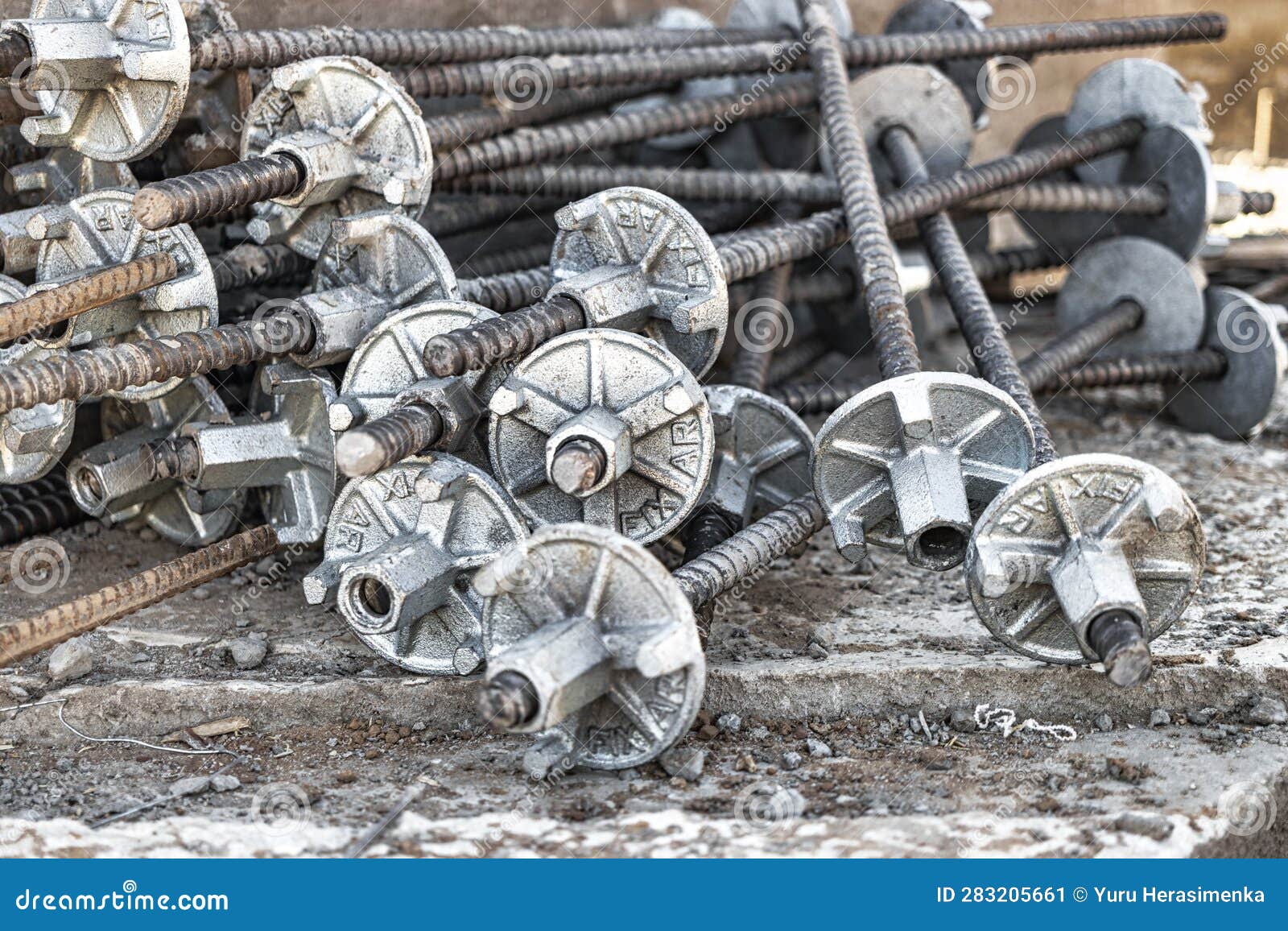 Nut and Coupler for Connecting Formwork Panels at a Construction Site ...