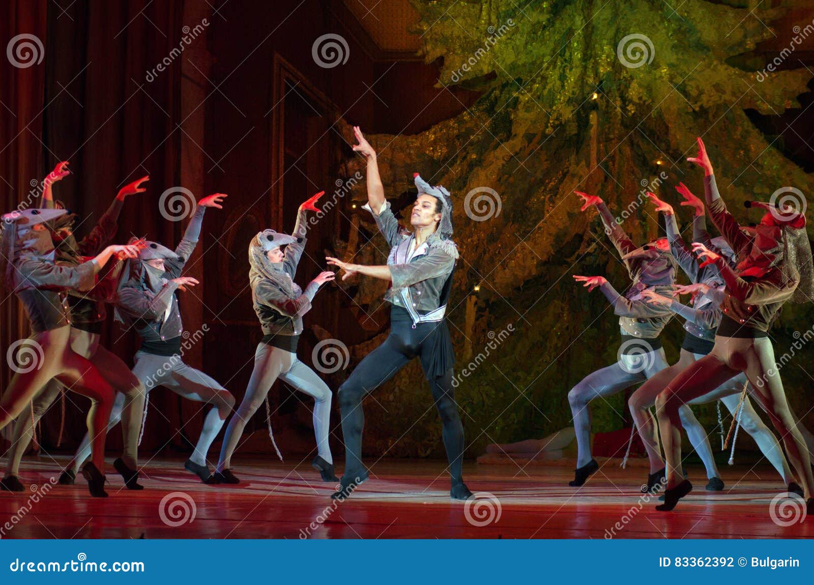 Nutcracker editorial photography. Image of ballet, leisure - 83362392