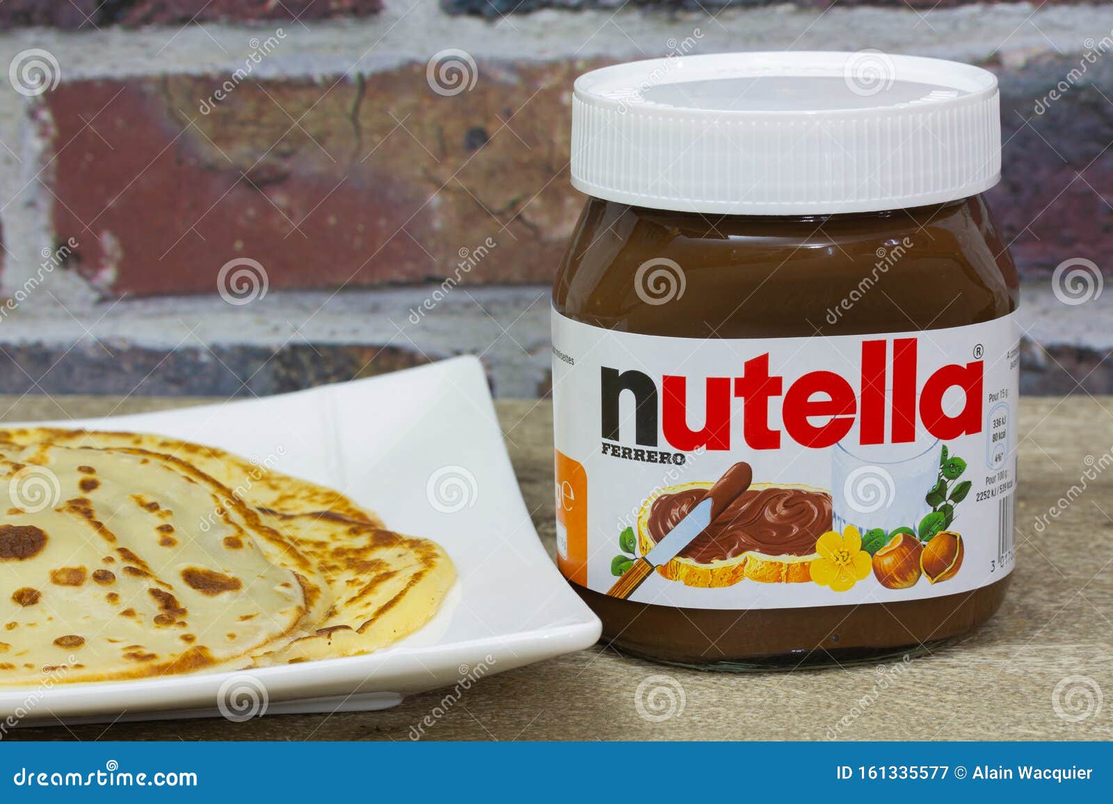 Nutella brand spreads editorial photography. Image of ferrero - 161335577