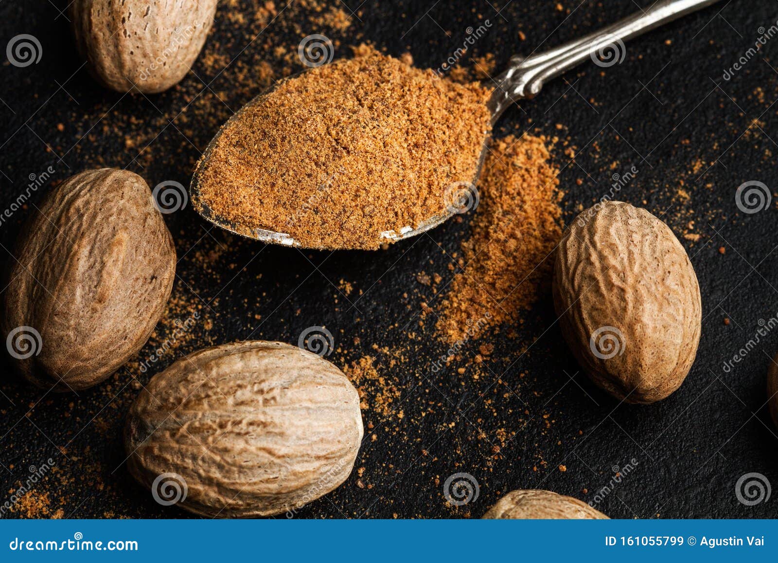 Nutmegs and Ground Nutmeg on a Spoon Stock Image - Image of spoon ...