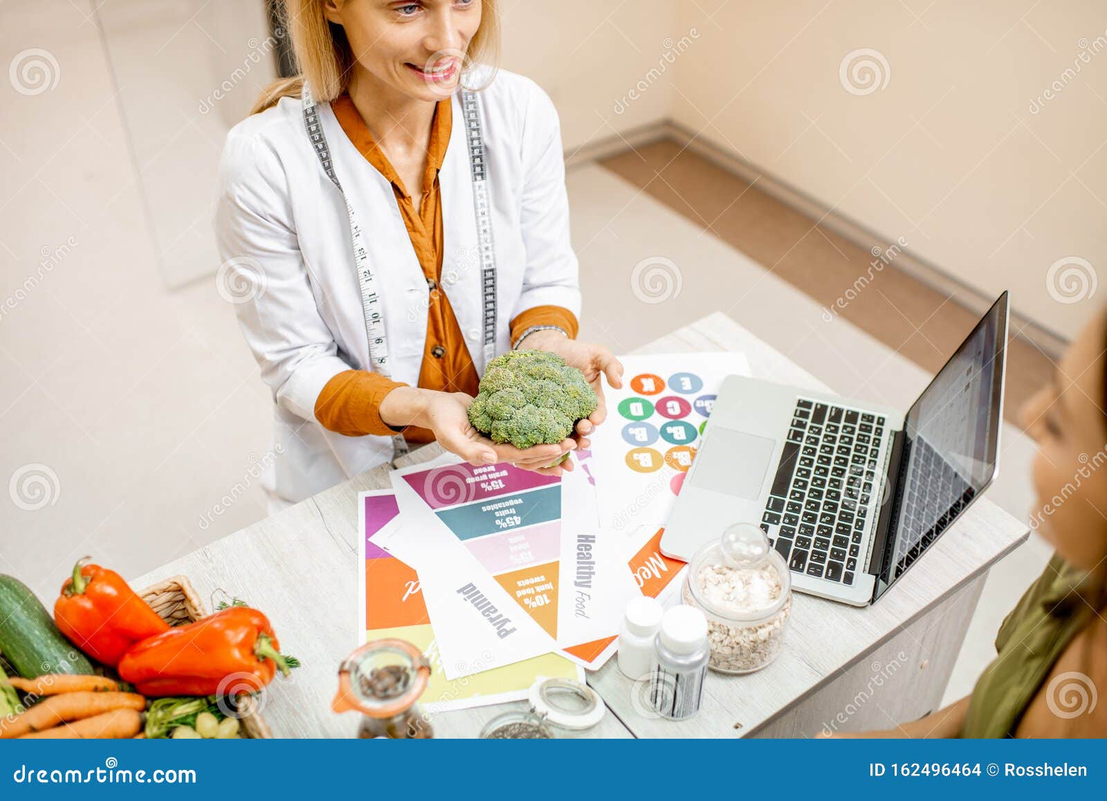 Nutritionist Working on Diet Plan Stock Photo - Image of medicine ...