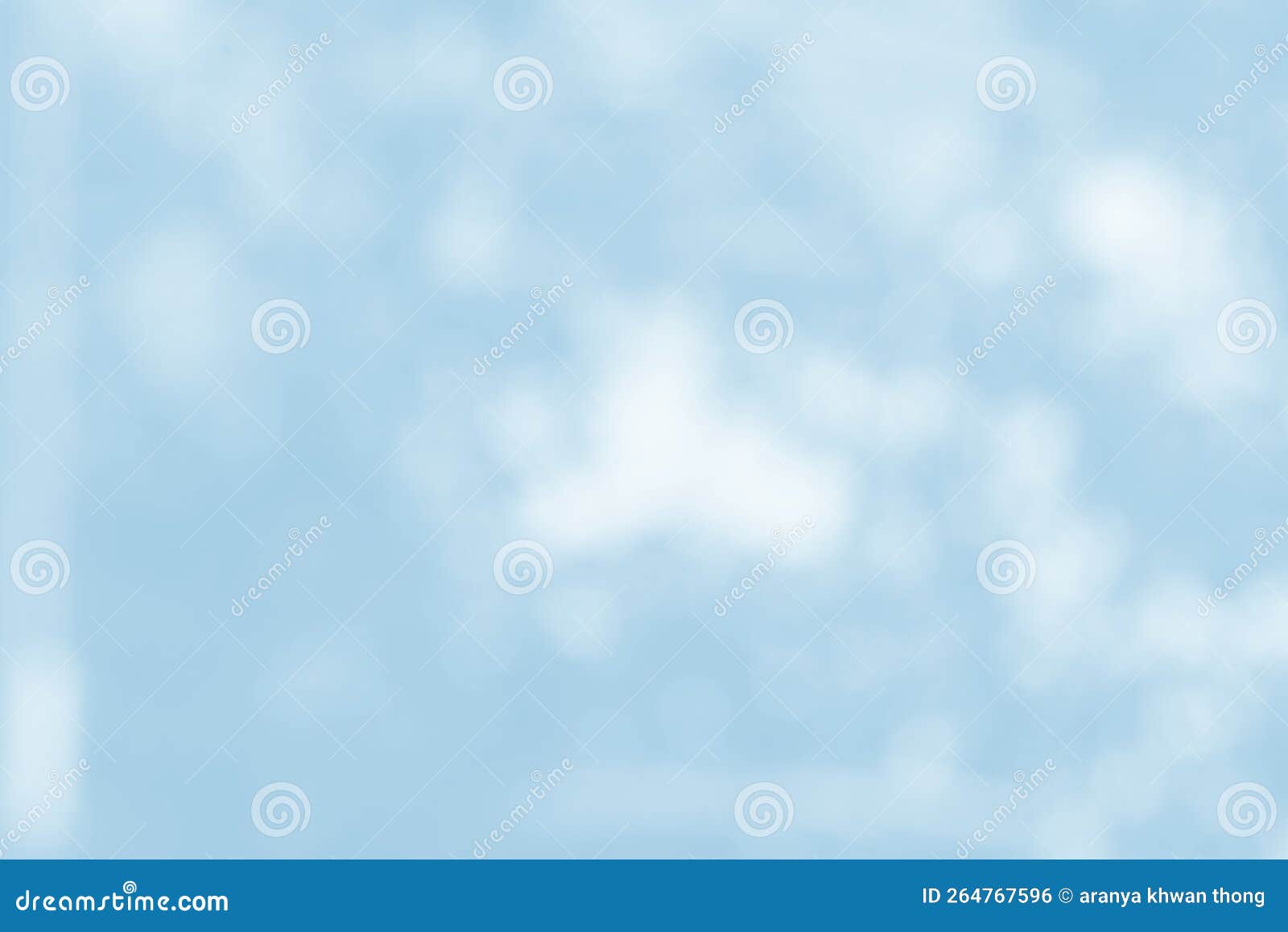 Nuvem Azul Clara Sob a Forma De Fundo Foto de Stock - Imagem de projeto ...