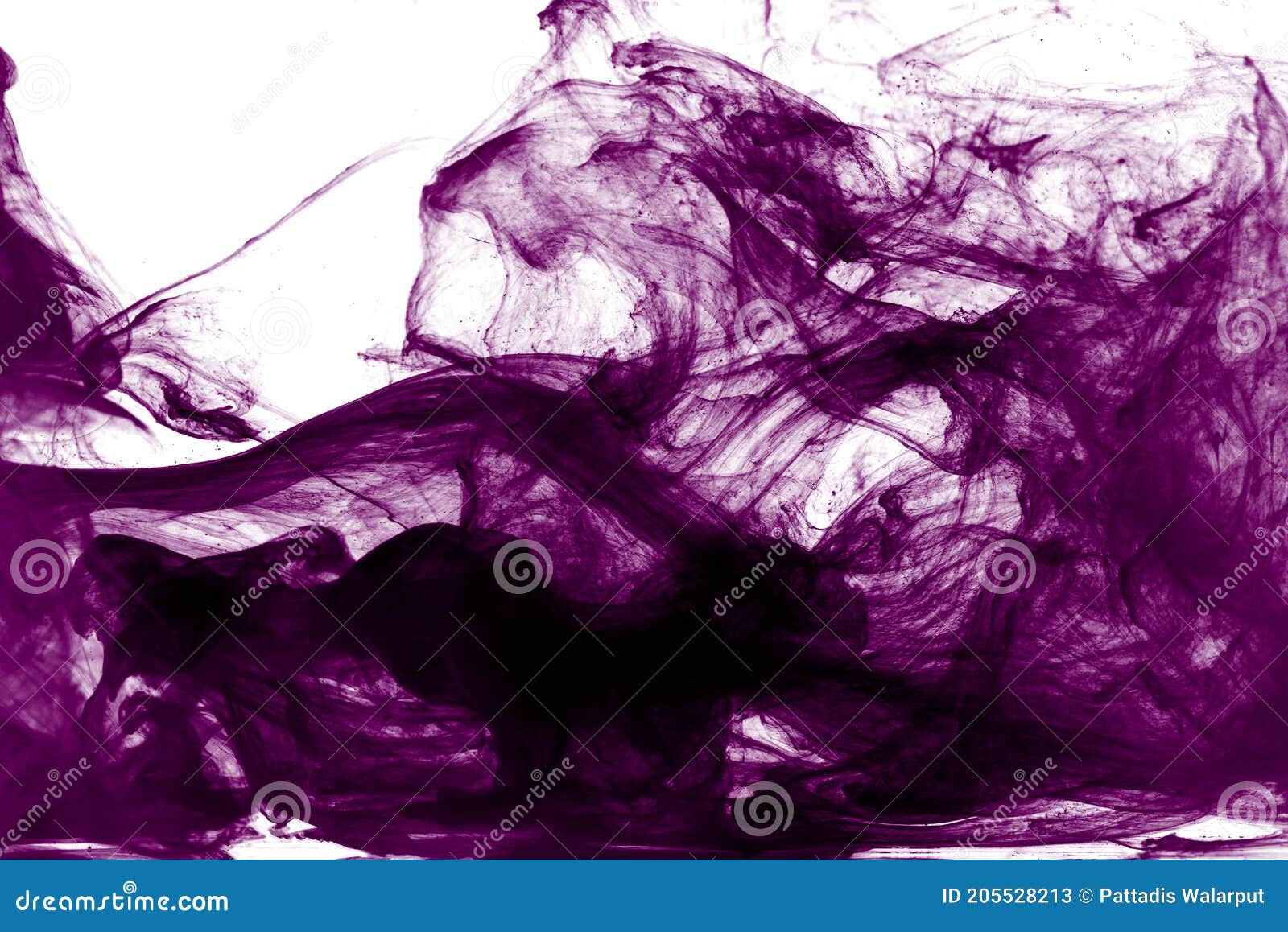 Nuvem De Splash De Tinta Roxa Abstrata Isolada Em Fundo Branco Imagem ...