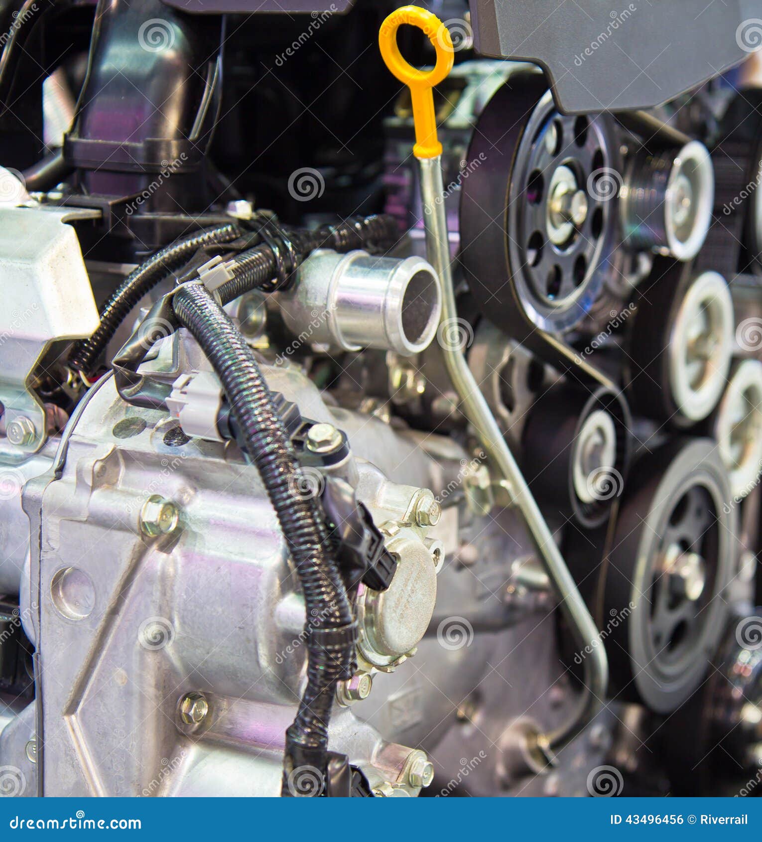 Ny bilmotor arkivfoto. Bild av förbränning, industriellt - 43496456