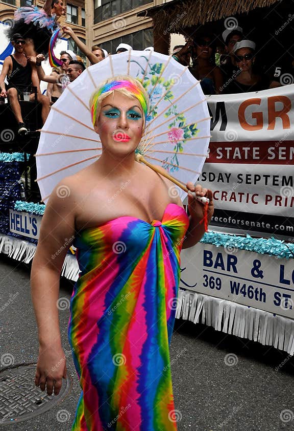 NYC: 2012 Gay Pride Parade editorial photography. Image of mascara - 25455942