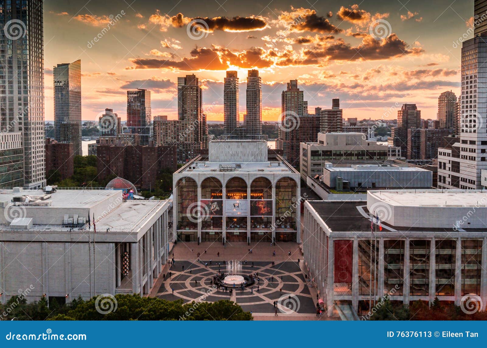 NYC Lincoln Center Metropolitan Opera House Redaktionelles Stockfoto ...
