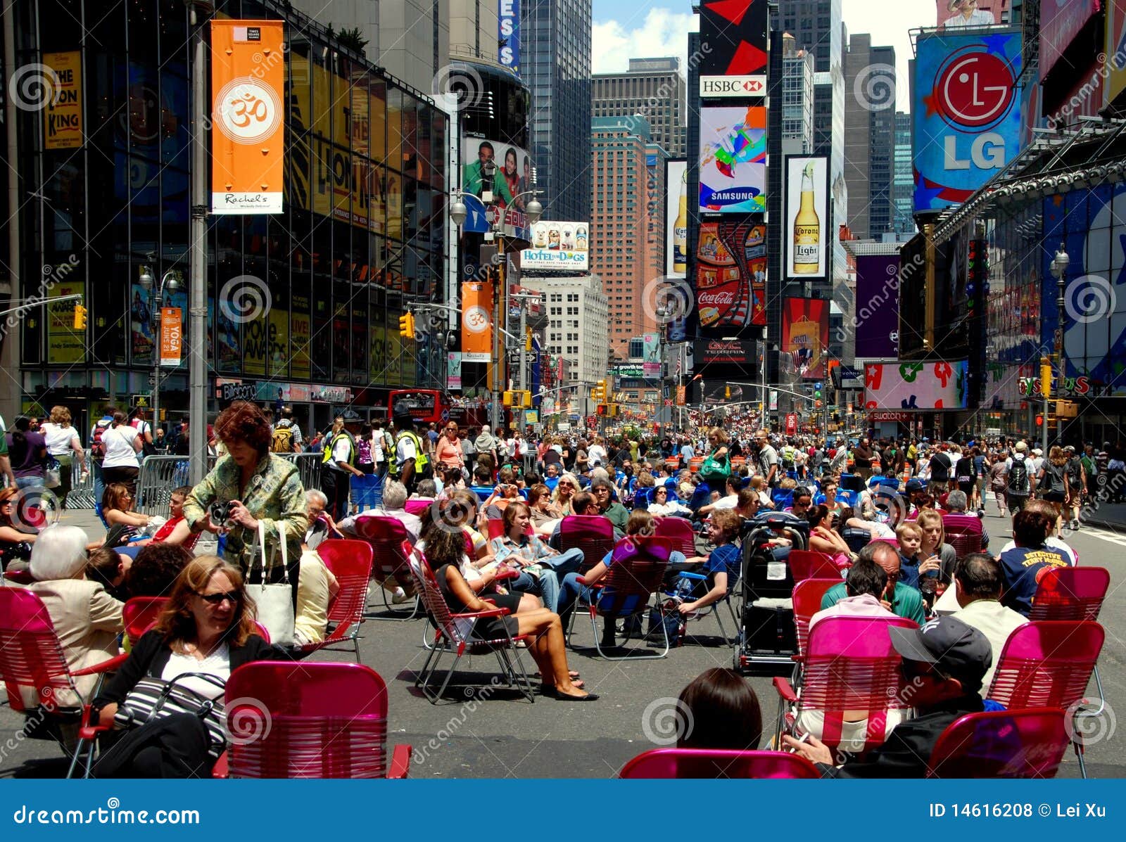 NYC: Pedestrian Mall at Times Square Editorial Stock Photo - Image of ...
