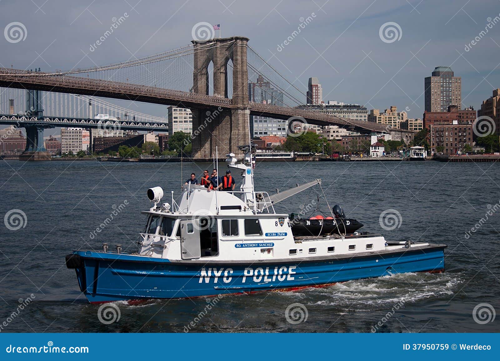 NYC Police boat editorial stock image. Image of speedboat - 37950759