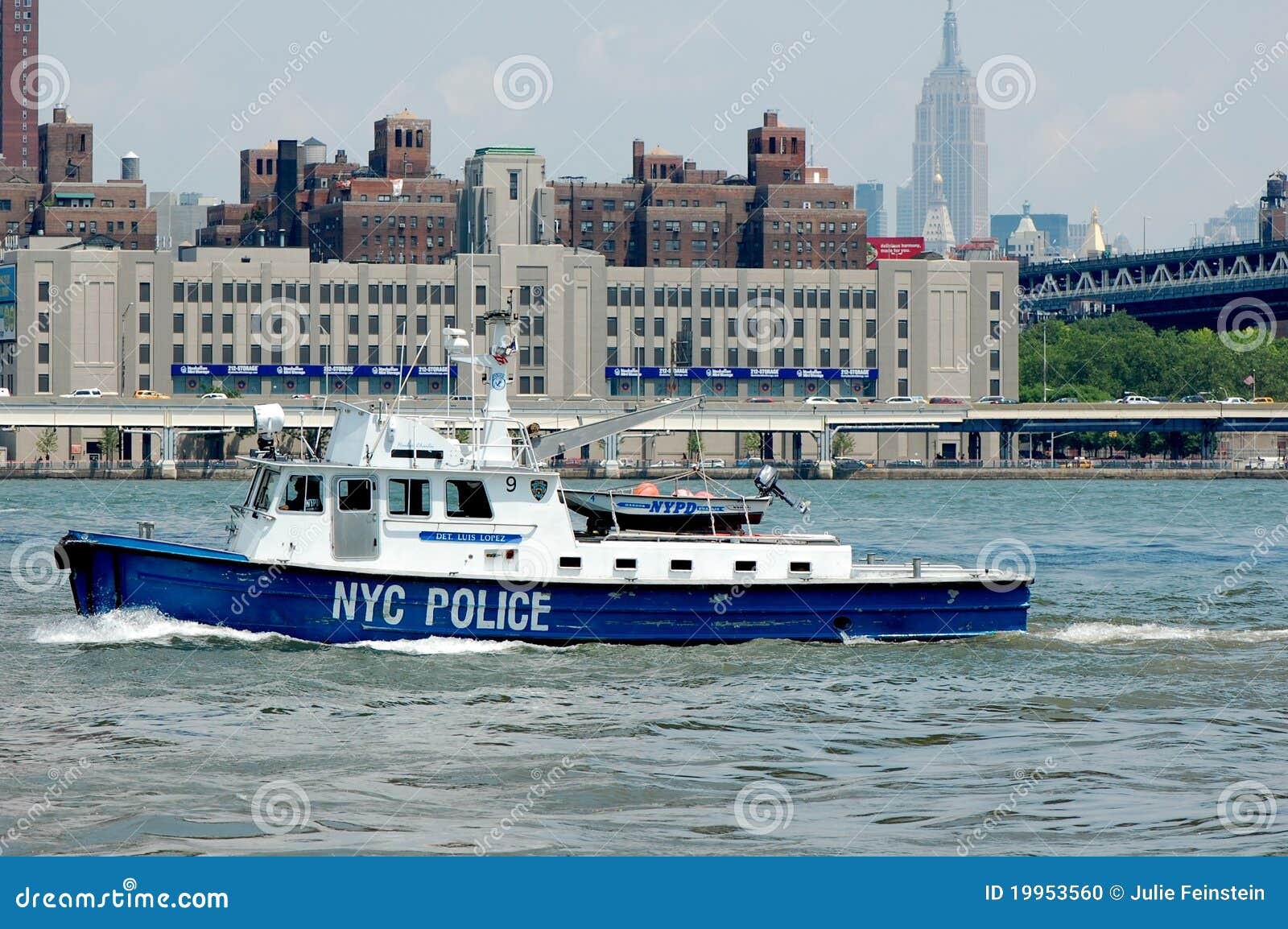 NYC Police Boat on the East River Editorial Image - Image of dinghy ...
