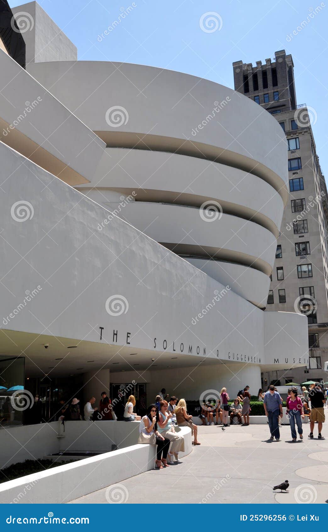 NYC: Solomon R. Guggenheim Museum Editorial Photo - Image of american ...
