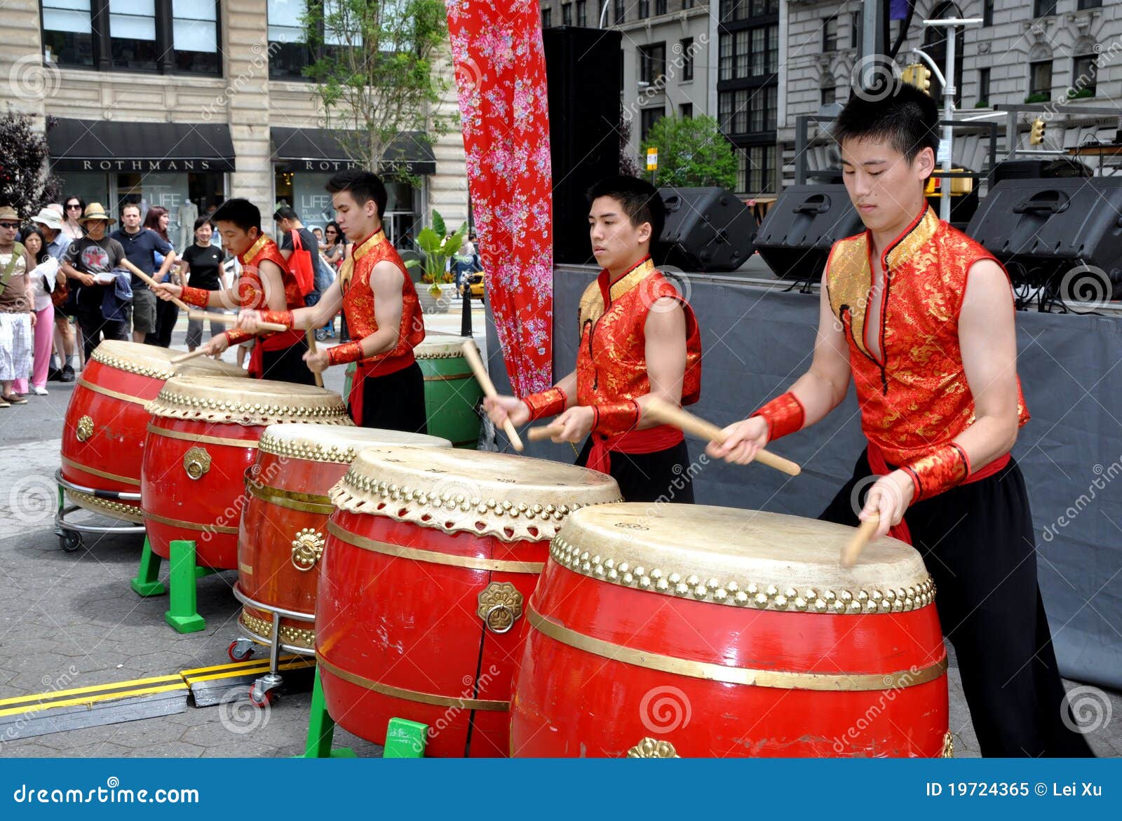 NYC: Taiwanese Drummers editorial image. Image of massachusetts - 19724365