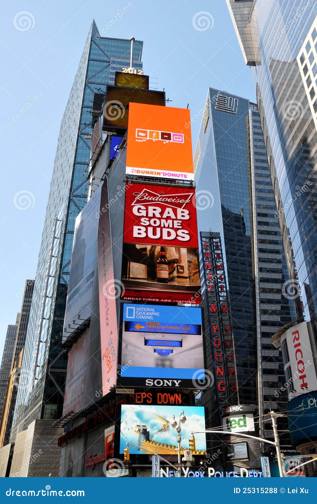 NYC: Times Square Towers/Billboards Editorial Stock Photo - Image of ...