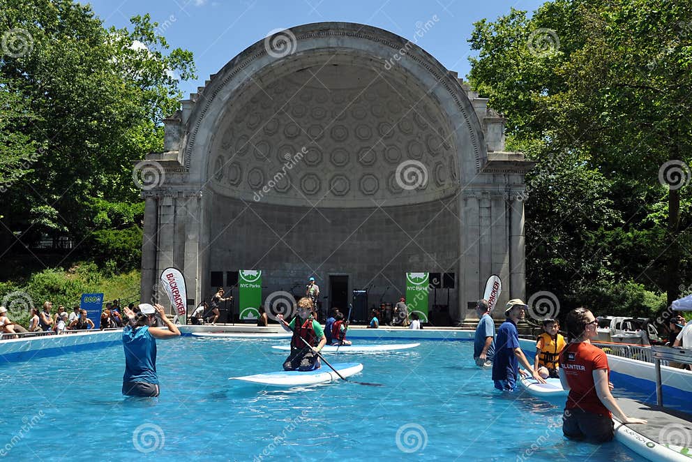 NYC: Water Pool in Central Park Editorial Photography - Image of city ...