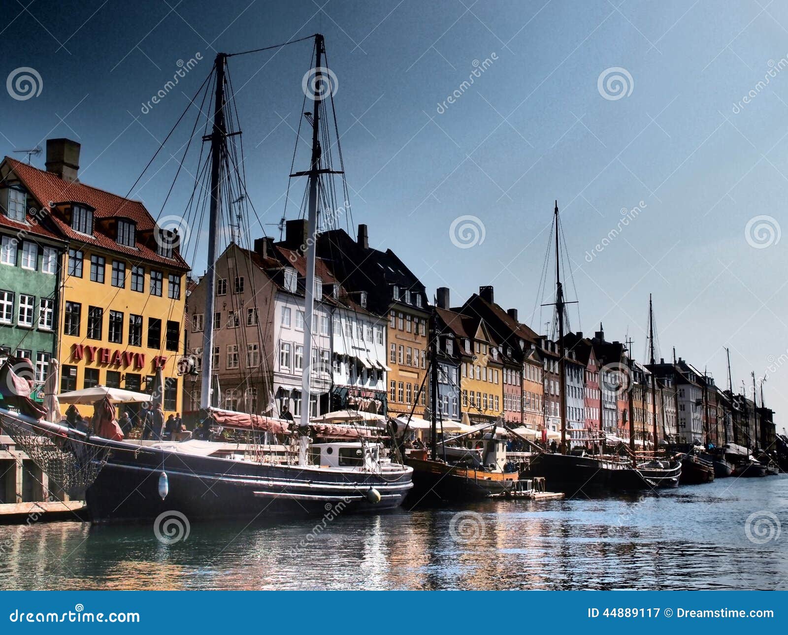 NYHAVN, COPENHAGEN editorial photography. Image of denmark - 44889117