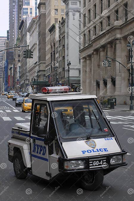 NYPD Go-4 vehicle editorial photo. Image of manhattan - 27782001