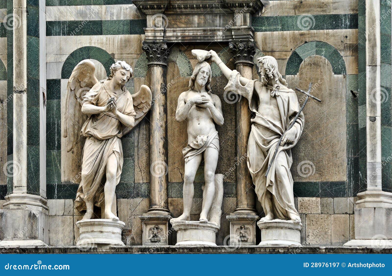 O baptismo de Jesus imagem de stock. Imagem de monumento - 28976197