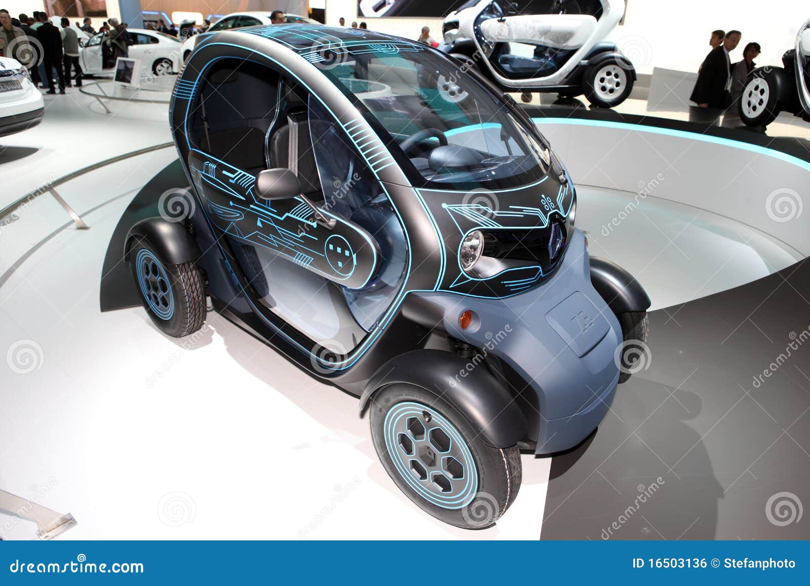 O Carro Do Conceito De Renault ZE Foto Editorial - Imagem de zero ...