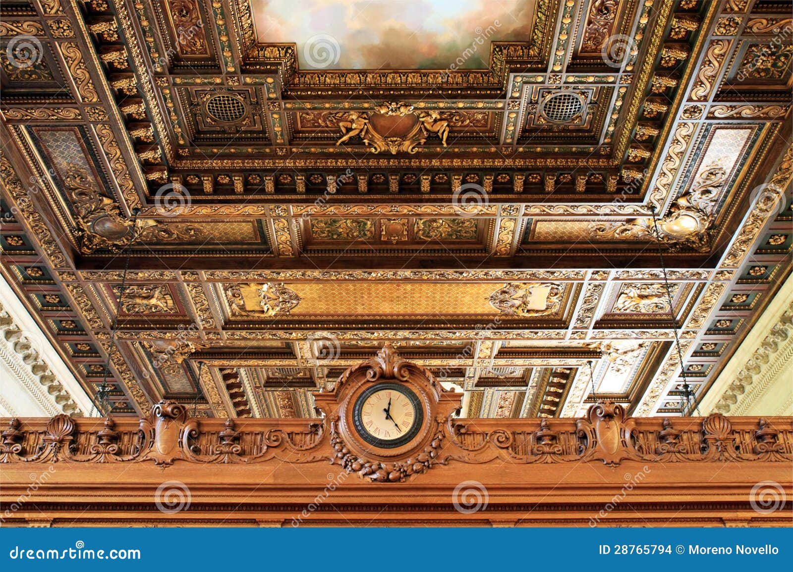 O Clock in the New York Library Editorial Stock Image - Image of ...