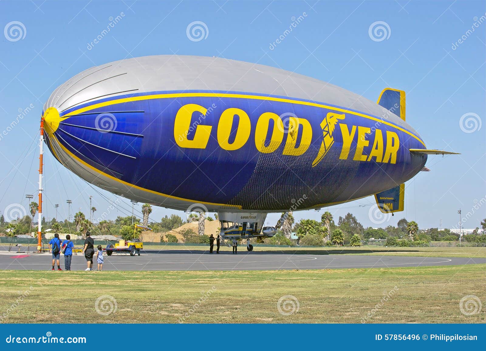 O Espírito Do Dirigível De Goodyear De América Entrou Foto Editorial ...
