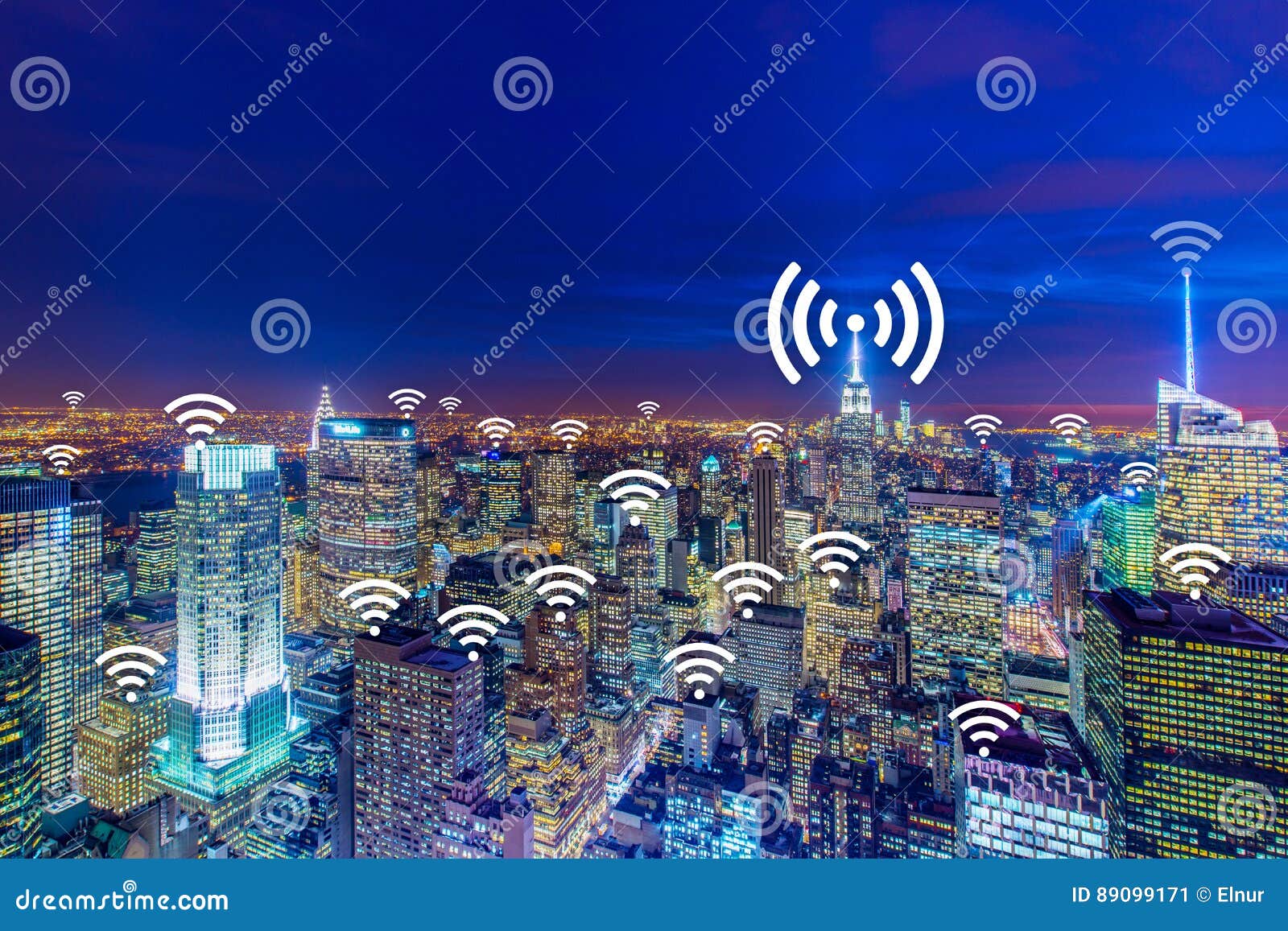 O Internet Do Conceito Das Coisas Na Cidade Foto Editorial - Imagem de ...