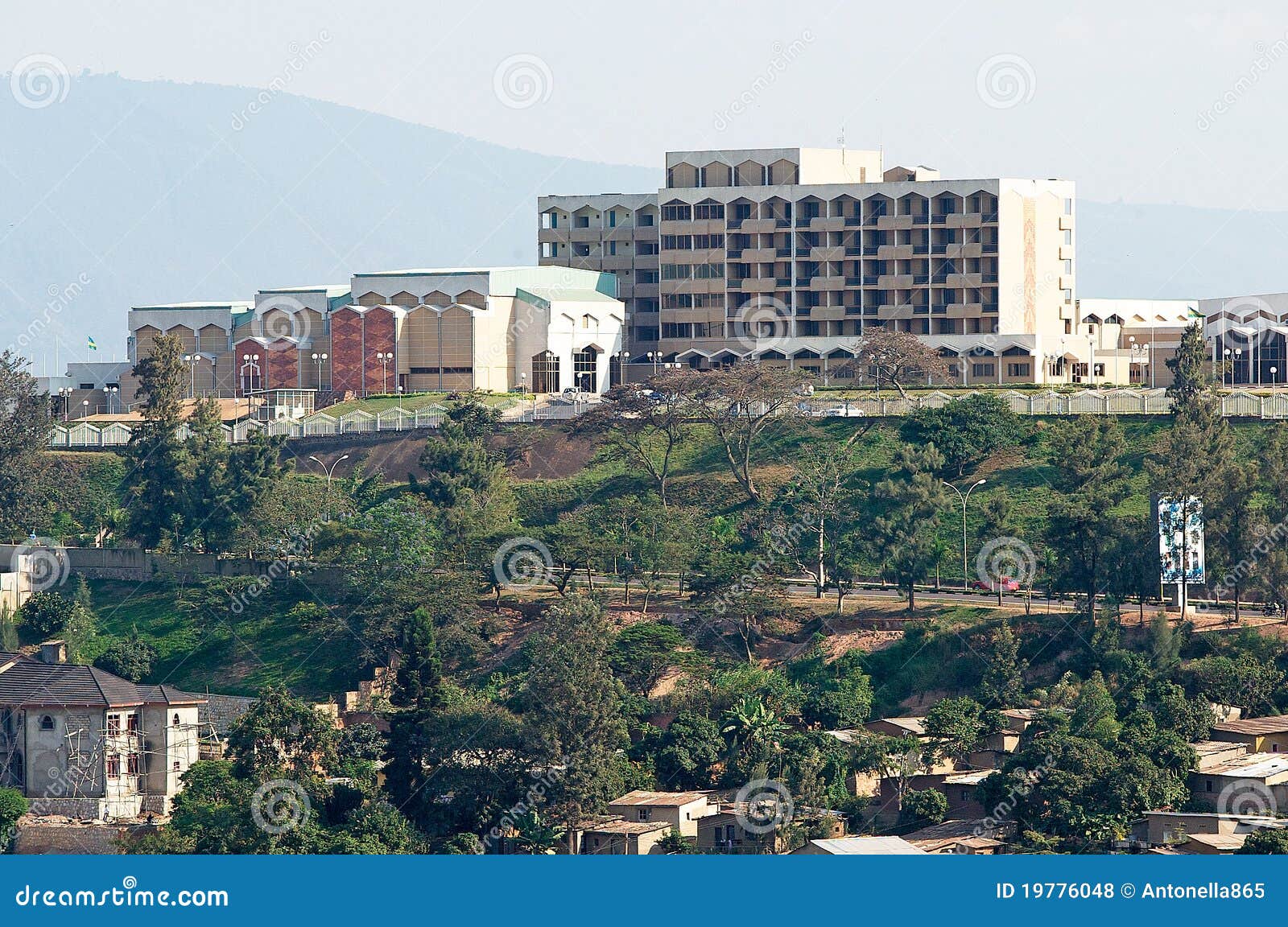 O parlamento de Rwanda foto de stock editorial. Imagem de kigali - 19776048