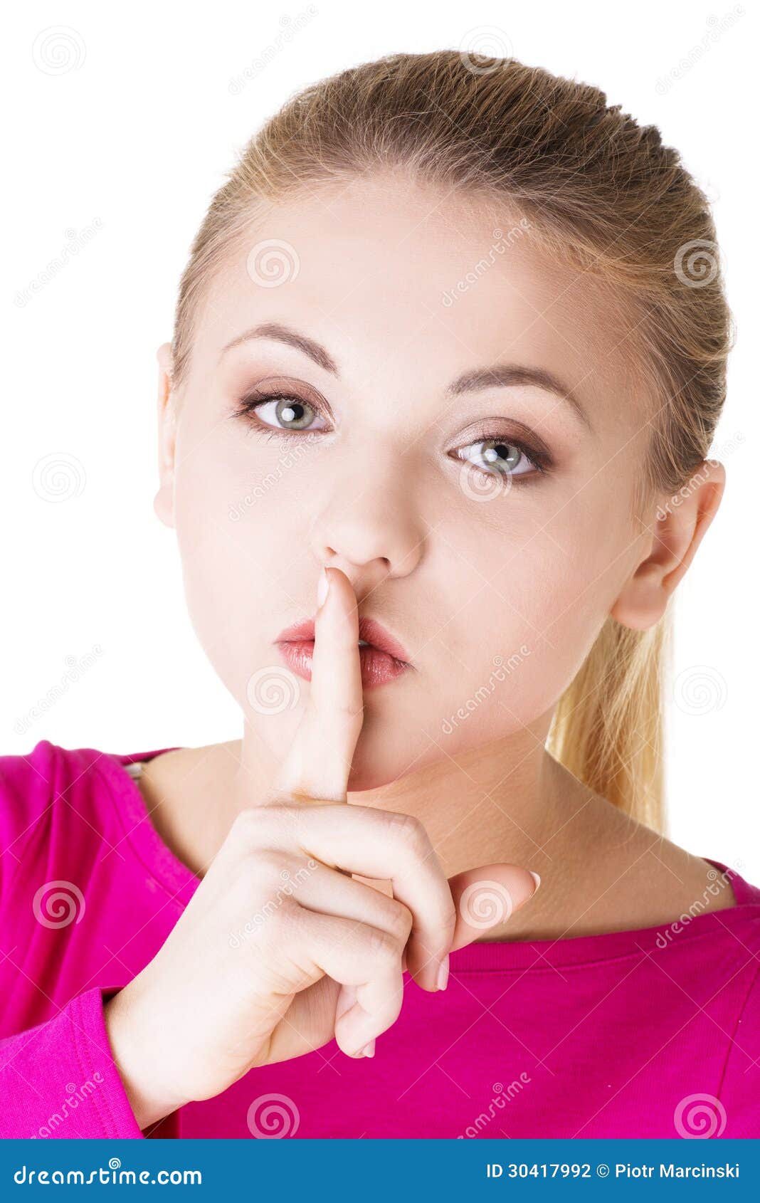 O Silêncio Seja Mulher Quieta Isolada. Foto de Stock - Imagem de ...